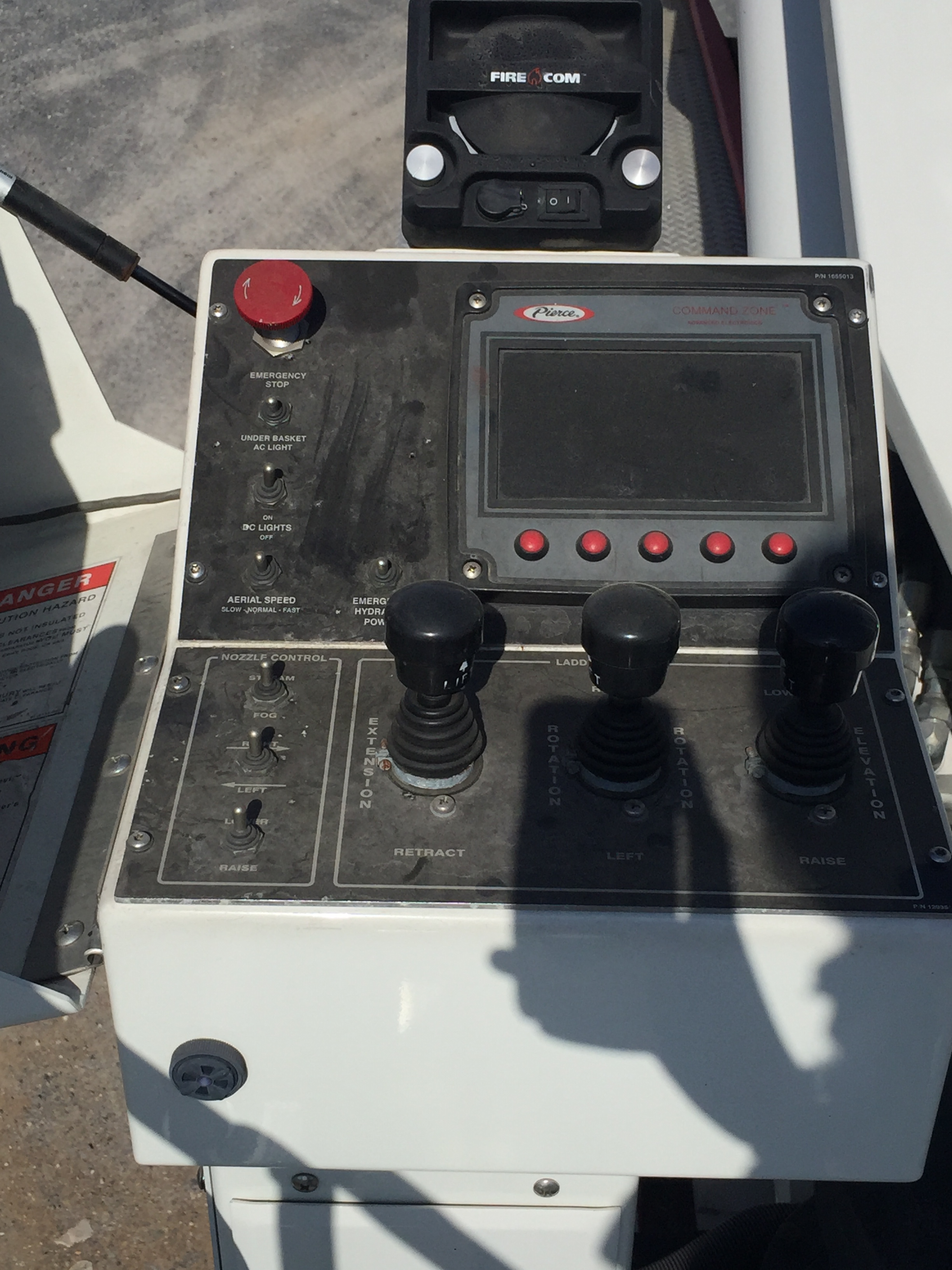 2007 Pierce 100' Platform | Used Truck Details