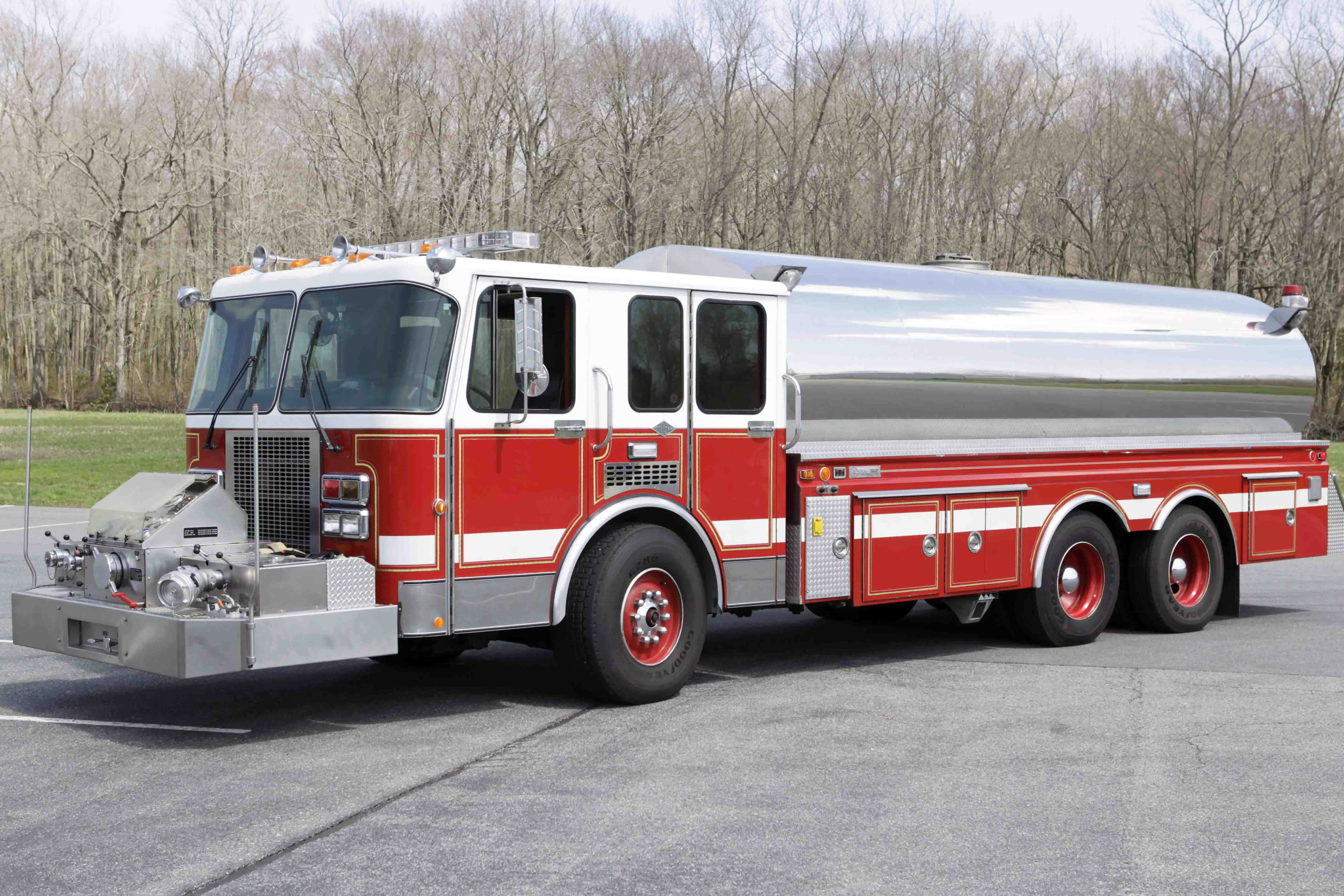1990 4-Guys Spartan Gladiator Pumper Tanker | Used Truck Details