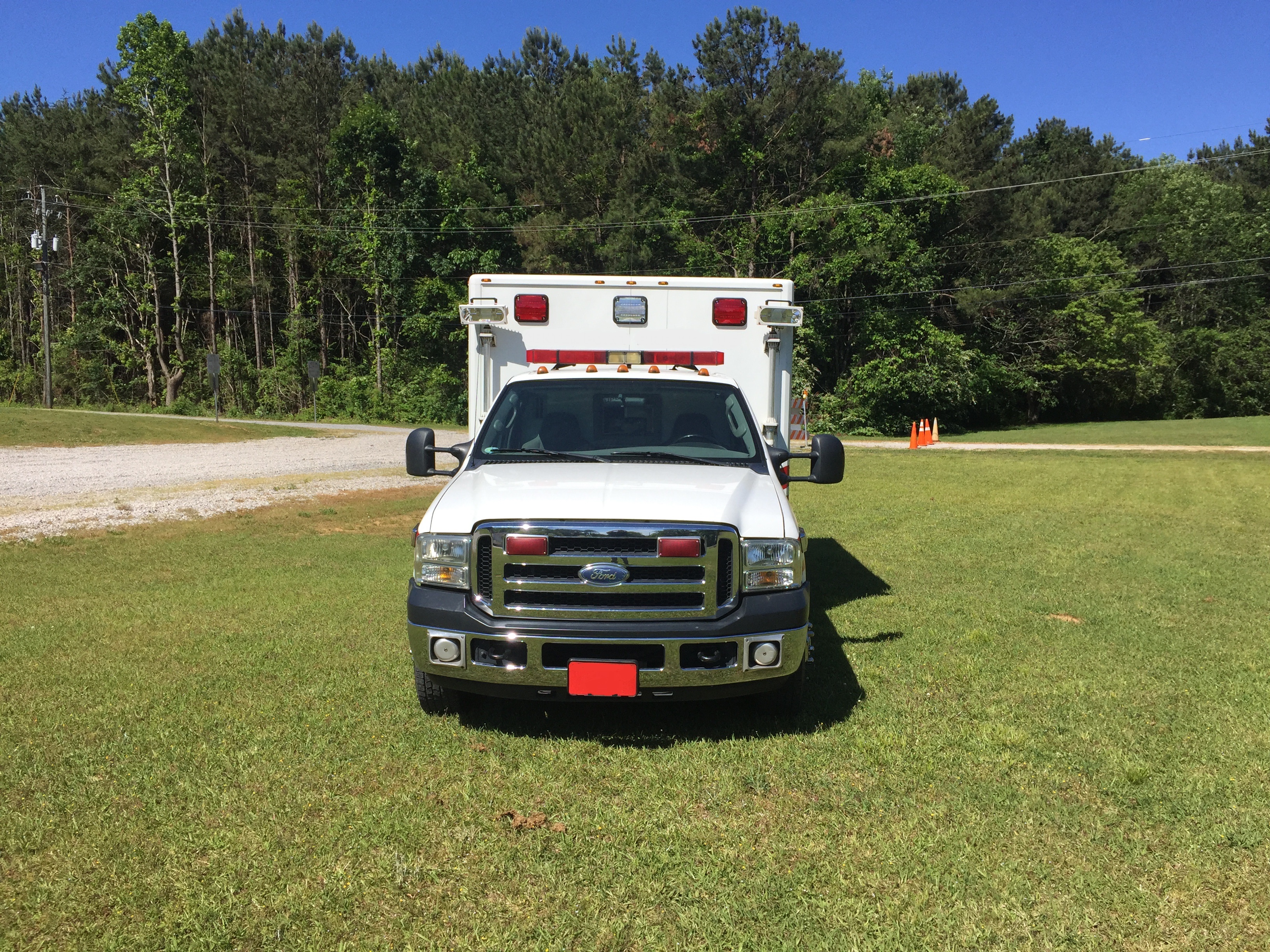 2006 E-One Ford F-350 Rescue Ambulance | Used Truck Details