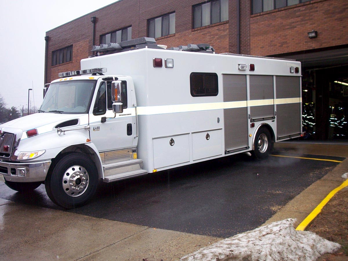 2004 SVI International Air Light Rescue Command Unit | Used Truck Details