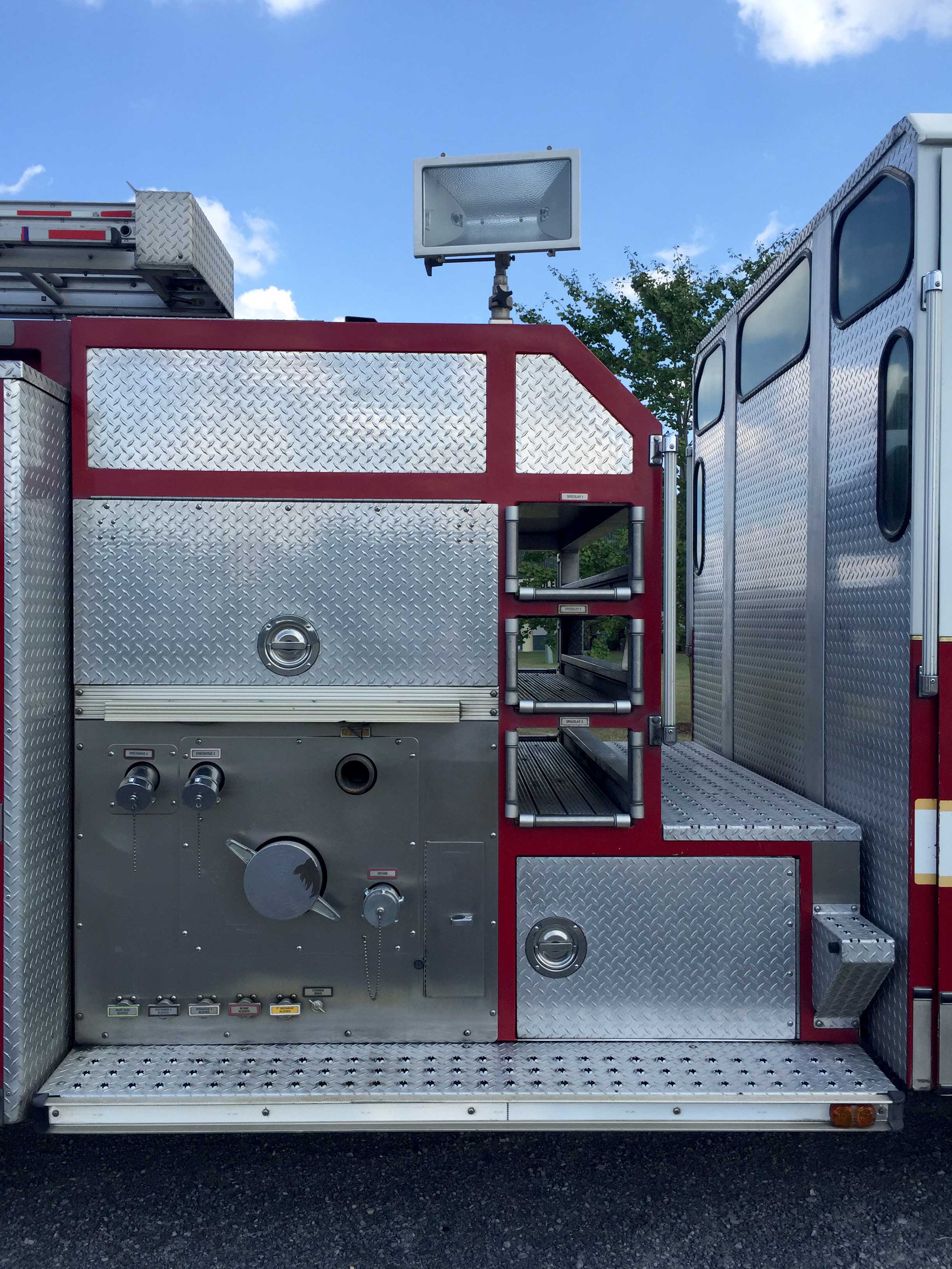 2003 E-One Typhoon Custom Rescue Pumper | Used Truck Details