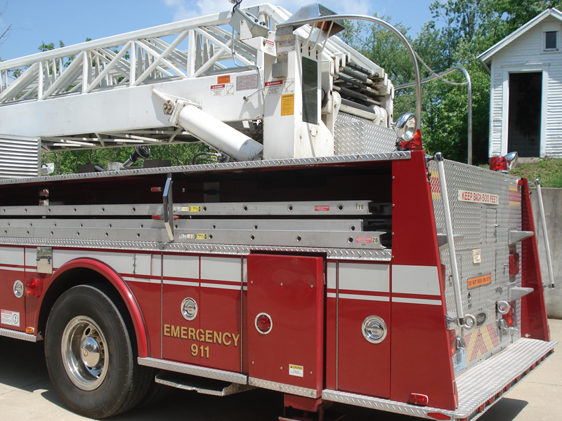 2000 Pierce Arrow 100' Aerial | Used Truck Details
