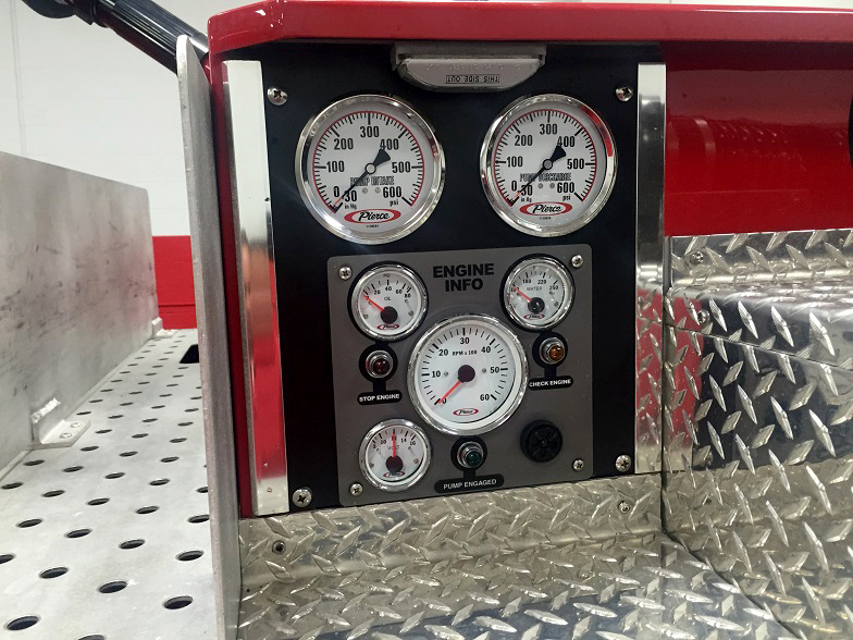 2006 Pierce Contender Ford F-550 4x4 Mini Pumper | Used Truck Details