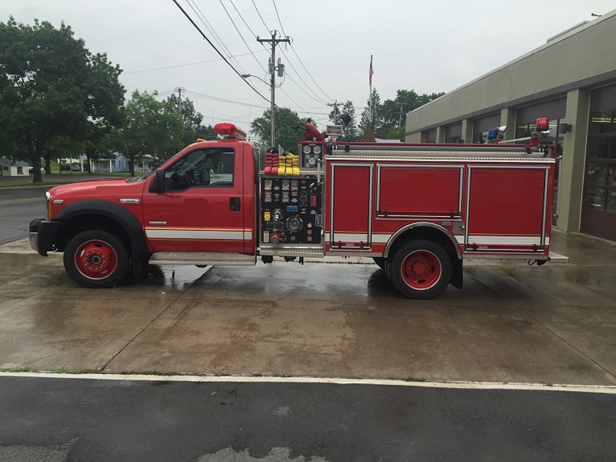2006 Pierce Contender Ford F-550 4x4 Mini Pumper | Used Truck Details