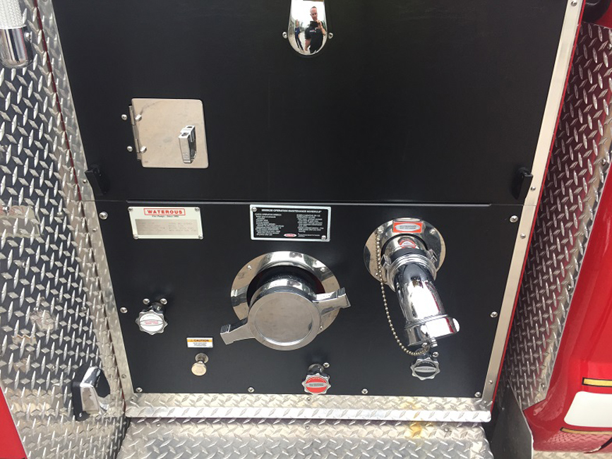 2006 Pierce Contender Ford F-550 4x4 Mini Pumper | Used Truck Details
