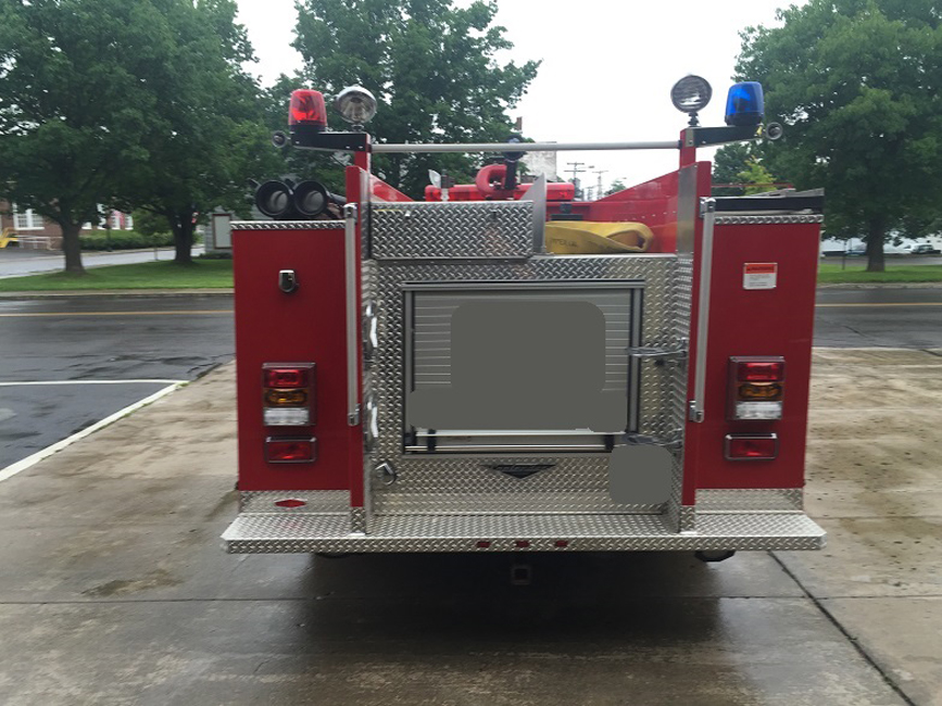 2006 Pierce Contender Ford F-550 4x4 Mini Pumper | Used Truck Details
