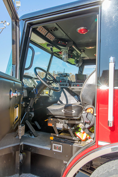 2001 Pierce Lance Custom Walk-In Heavy Rescue | Used Truck Details