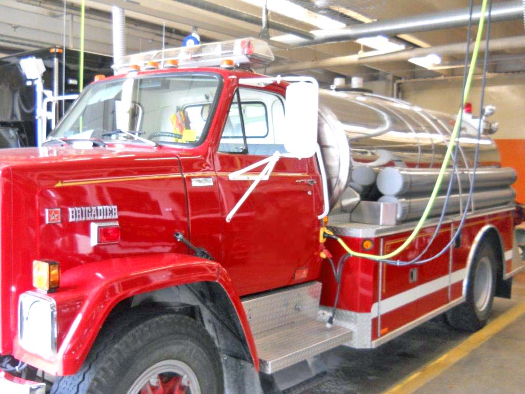 1985 GMC Brigadier Tanker | Used Truck Details