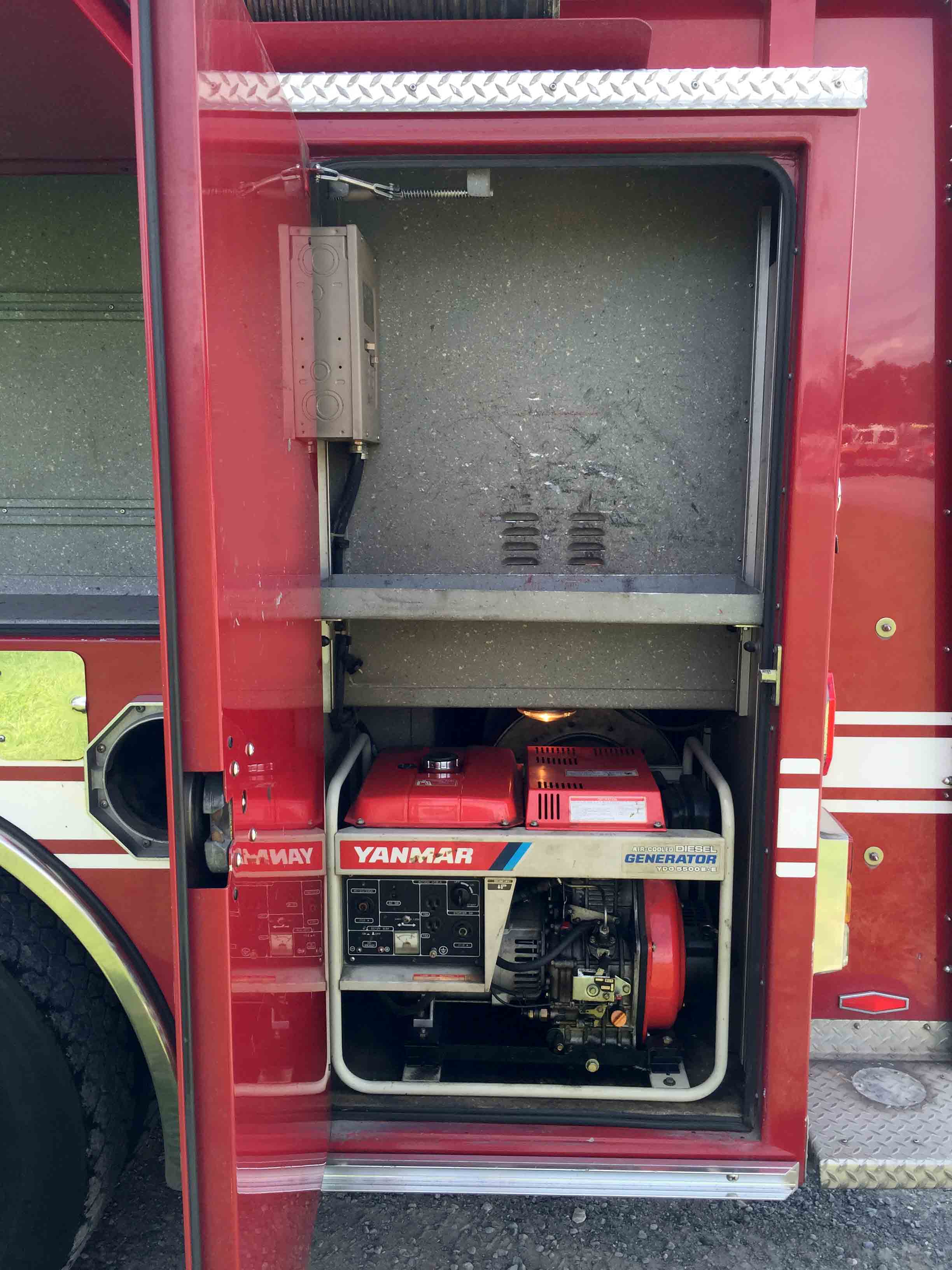 2001 Pierce Contender Custom Pumper | Used Truck Details