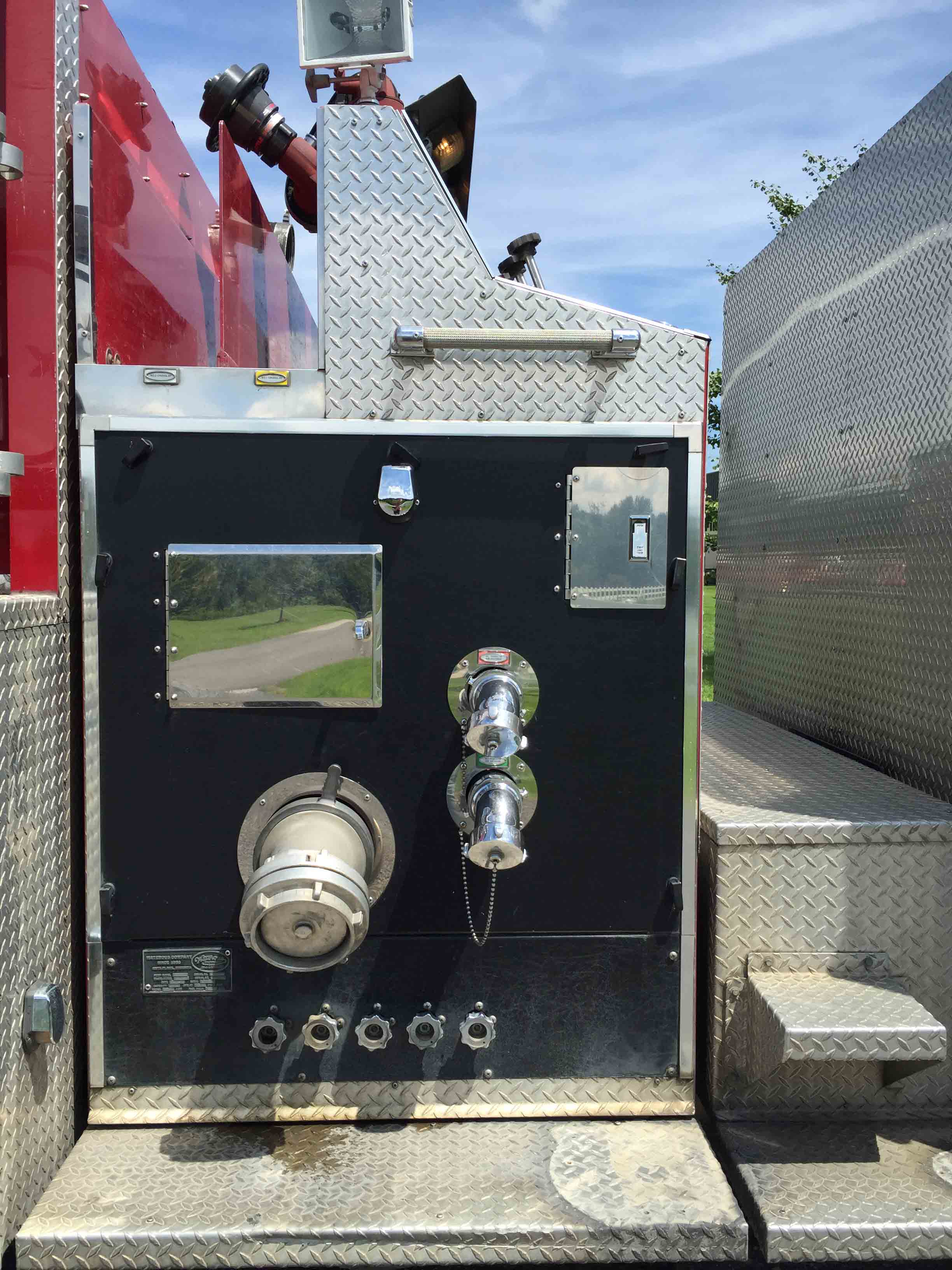 2001 Pierce Contender Custom Pumper | Used Truck Details