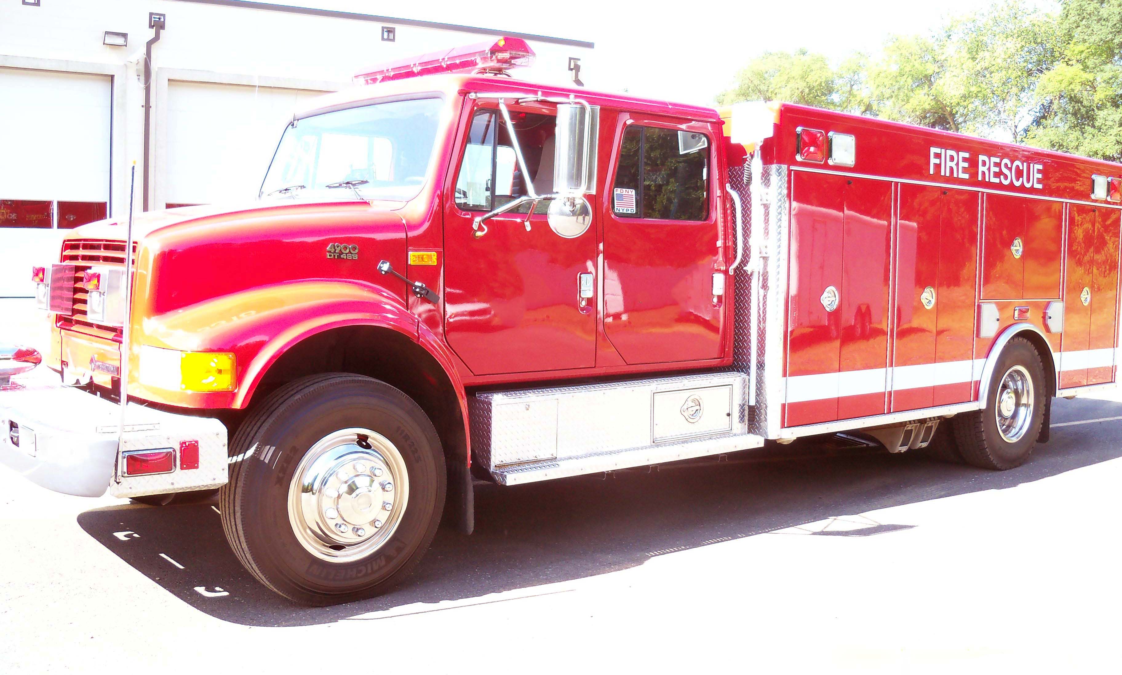 1996 PL Custom International Rescue | Used Truck Details
