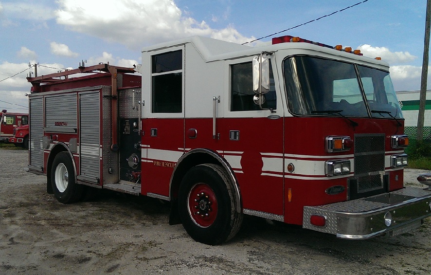 2000 Pierce Contender Rescue Pumper | Used Truck Details