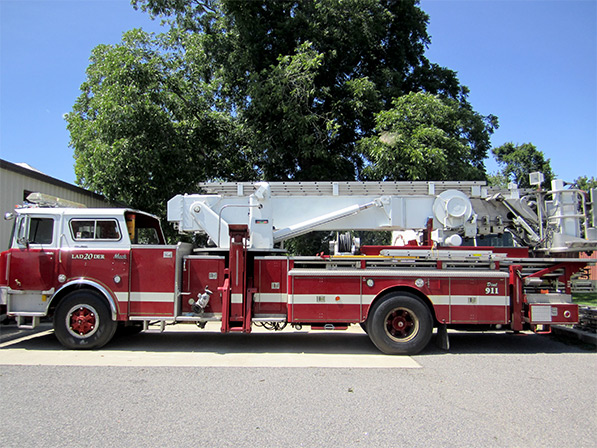 1973 Mack Baker Aerialscope | Used Truck Details