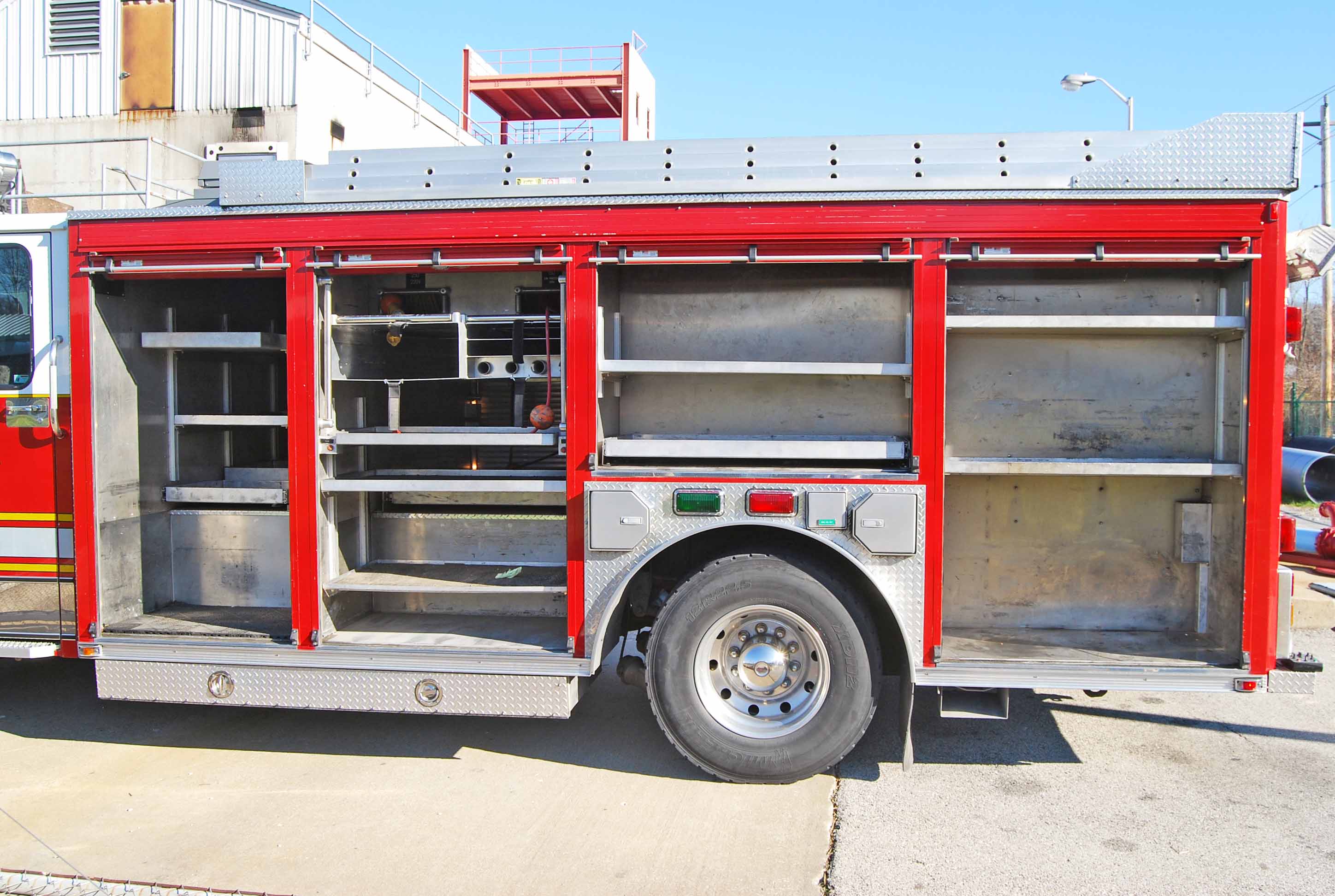 2003 Precision Spartan Walk-Around Heavy Rescue | Used Truck Details