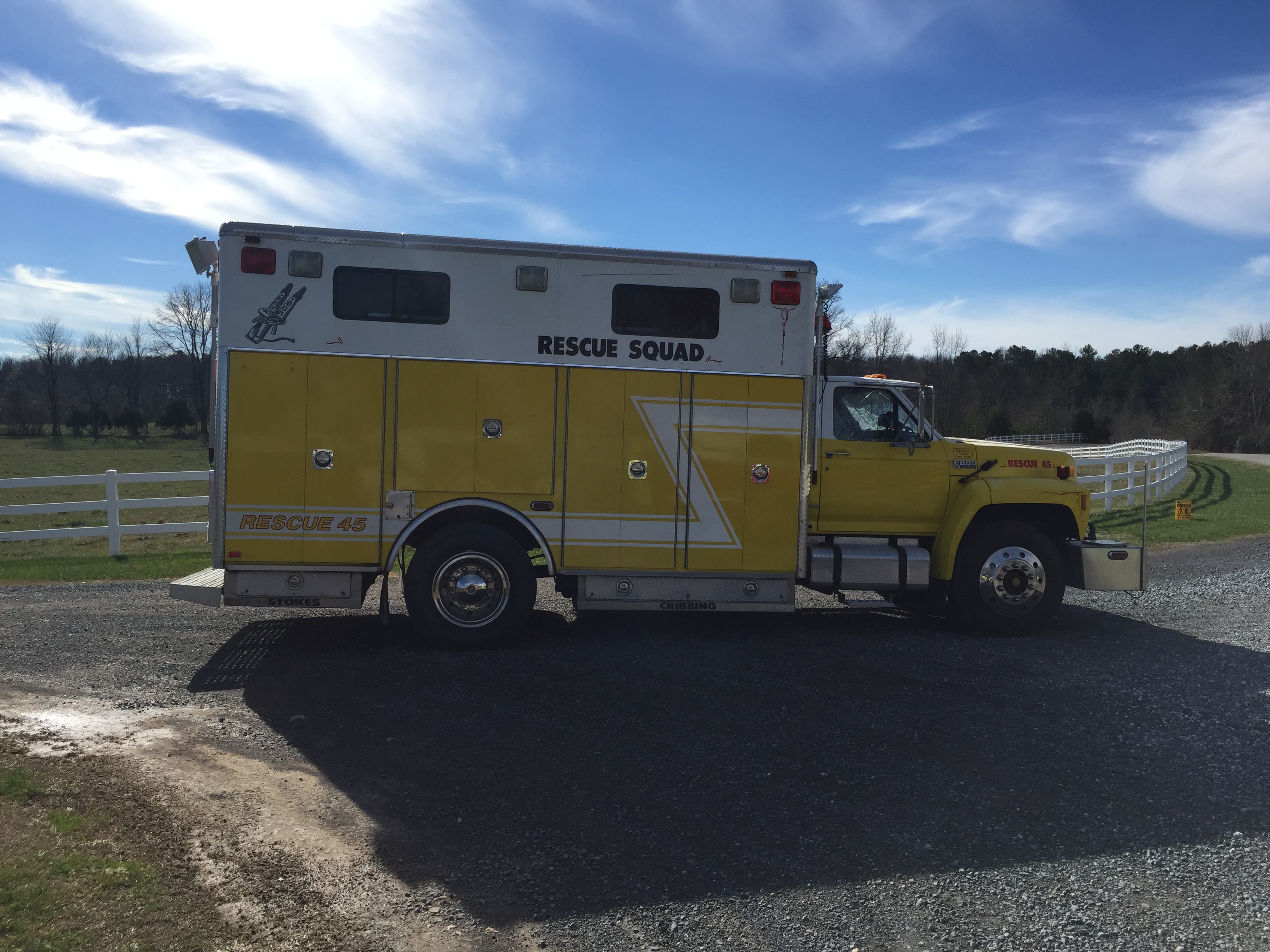 1994 New Lexington Ford Walk-In Rescue | Used Truck Details