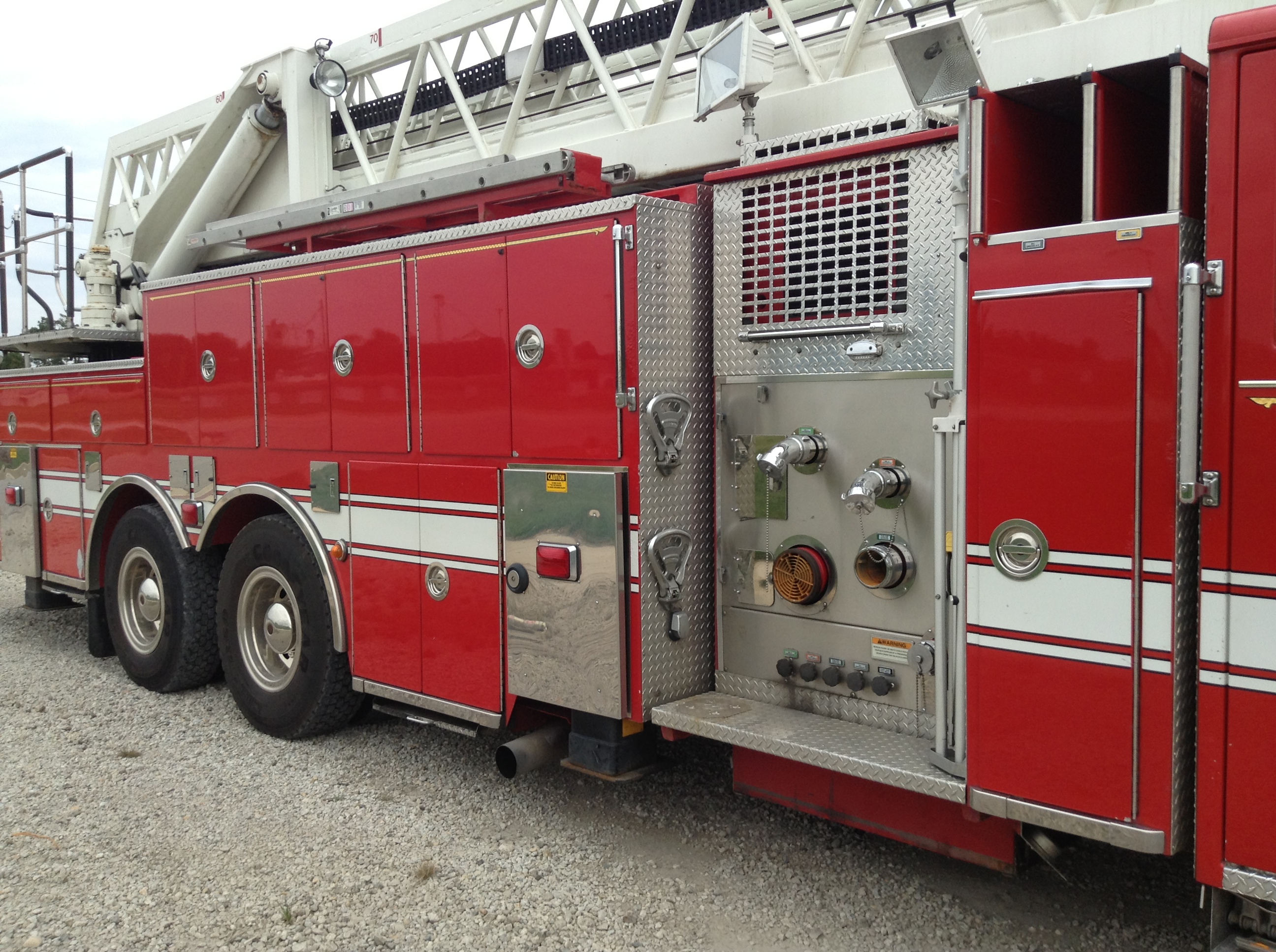 1997 Pierce Lance 100' Platform | Used Truck Details