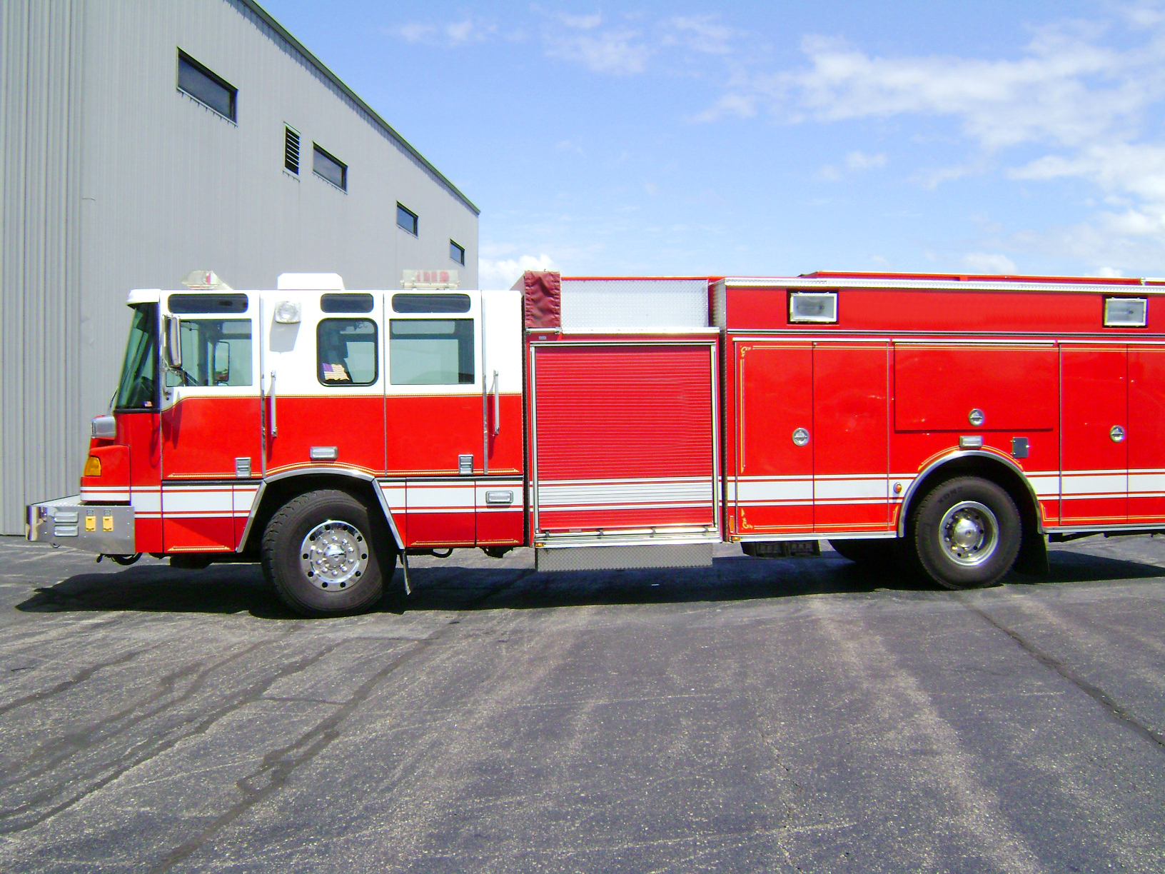 1999 Pierce Quantum Rescue Pumper | Used Truck Details