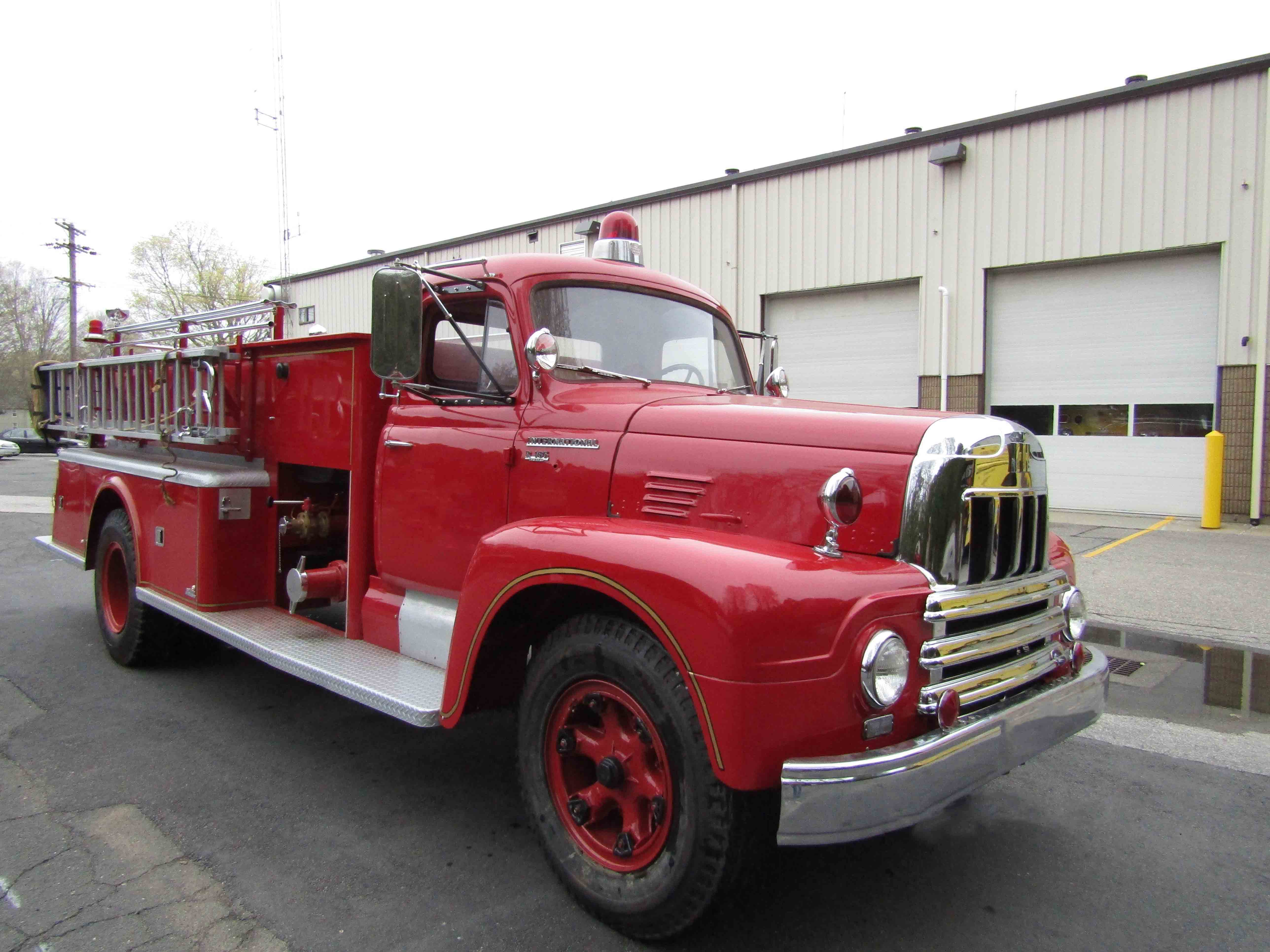 1960 International Pumper | Used Truck Details