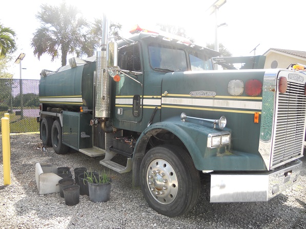 1988 Georgia Fire Apparatus Freightliner 3000 Gallon Tanker | Used ...