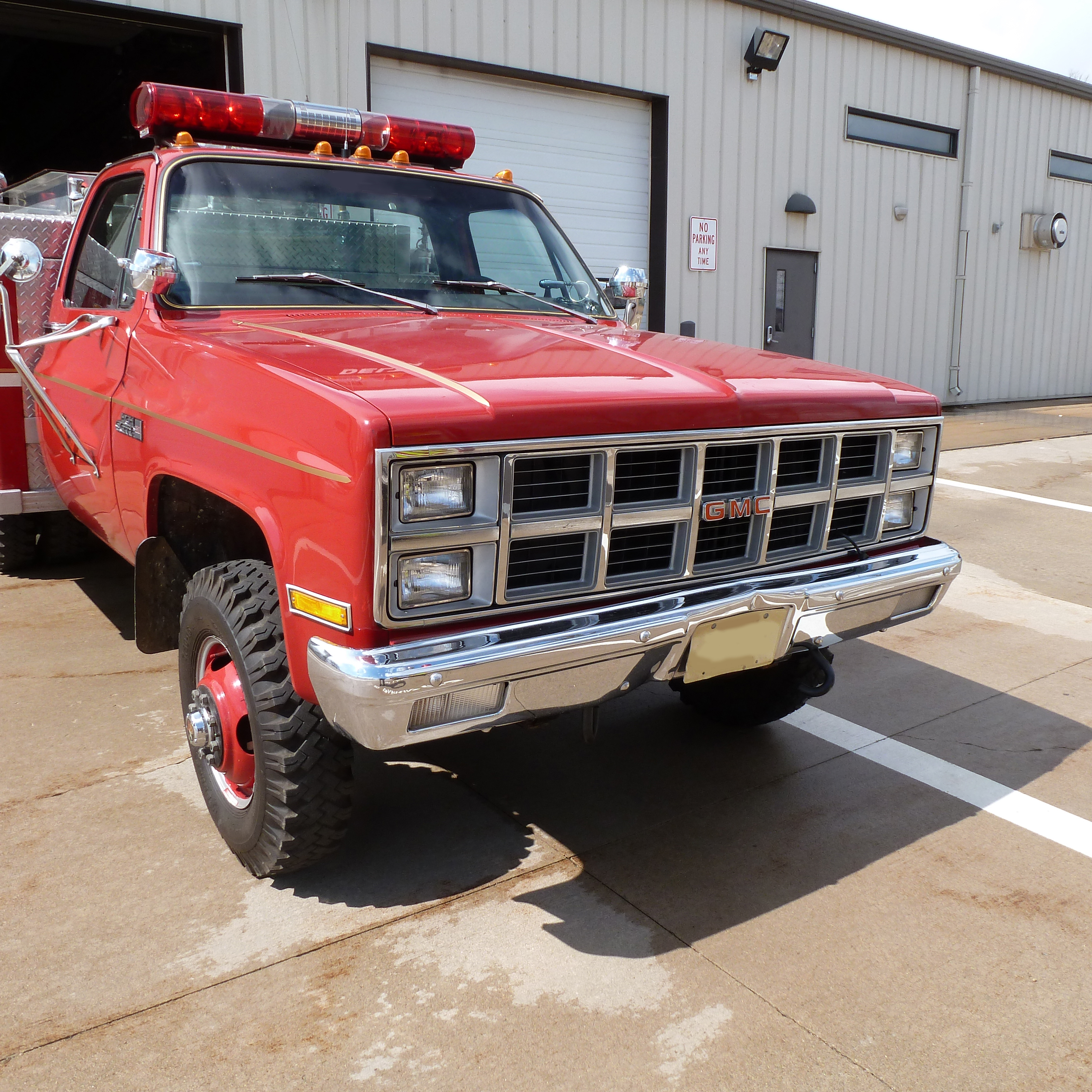 1982 E-One GMC 4x4 Mini Pumper | Used Truck Details