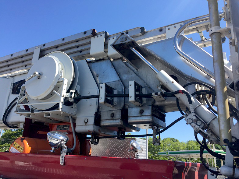 1974 Baker Mack 75' Aerialscope Platform | Used Truck Details