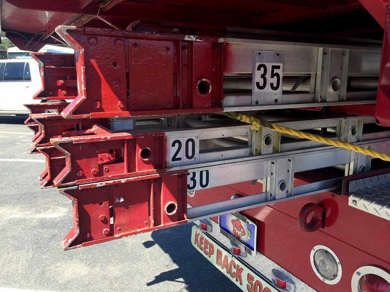 1974 Baker Mack 75' Aerialscope Platform | Used Truck Details
