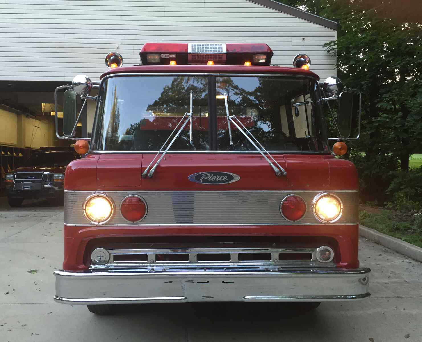 1979 Pierce Ford C8000 Pumper | Used Truck Details