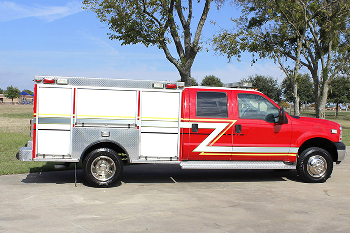 2006 Ford F-350 4x4 Light Rescue | Used Truck Details