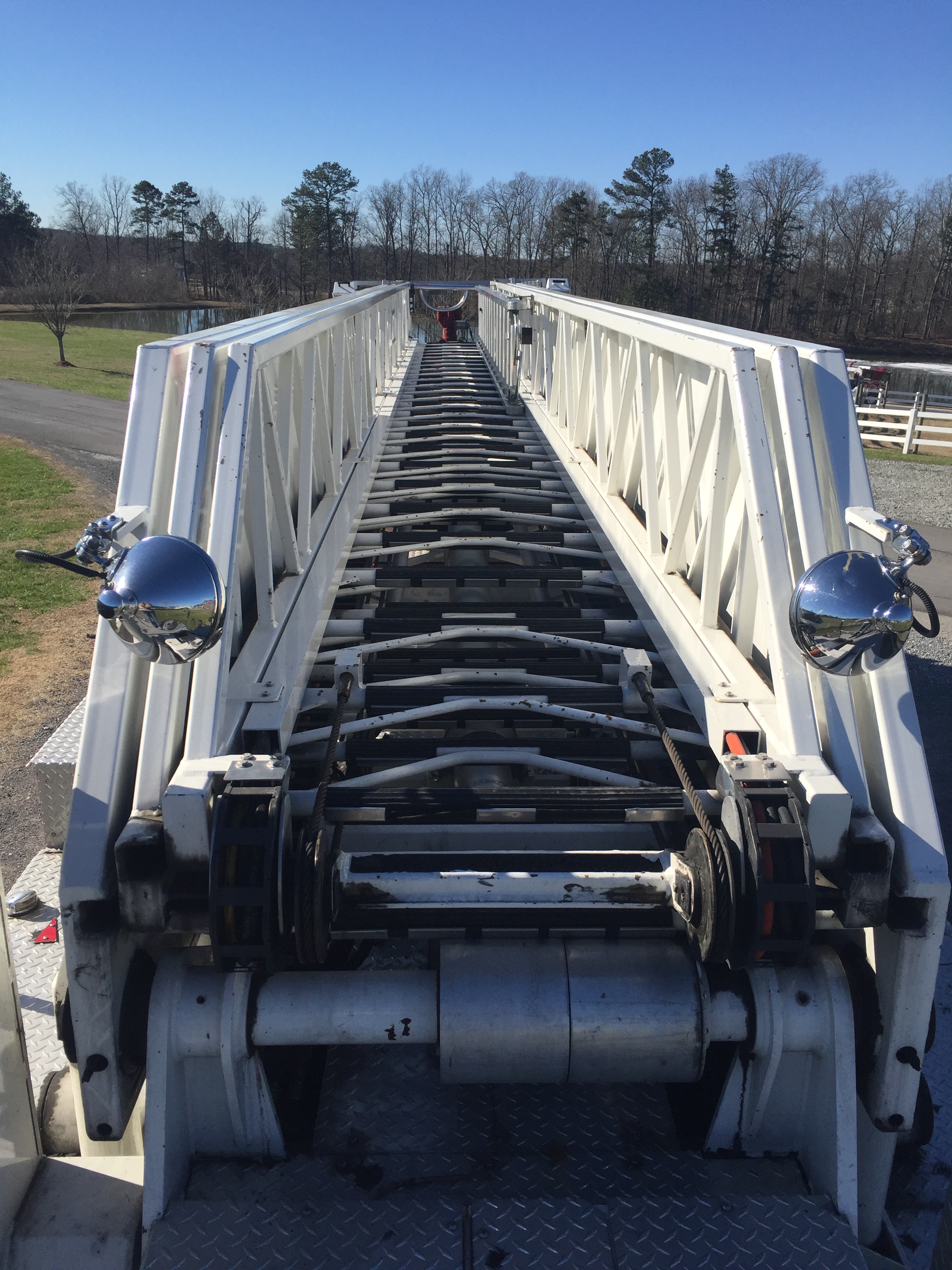 1997 Simon Duplex LTI 75' Tower | Used Truck Details