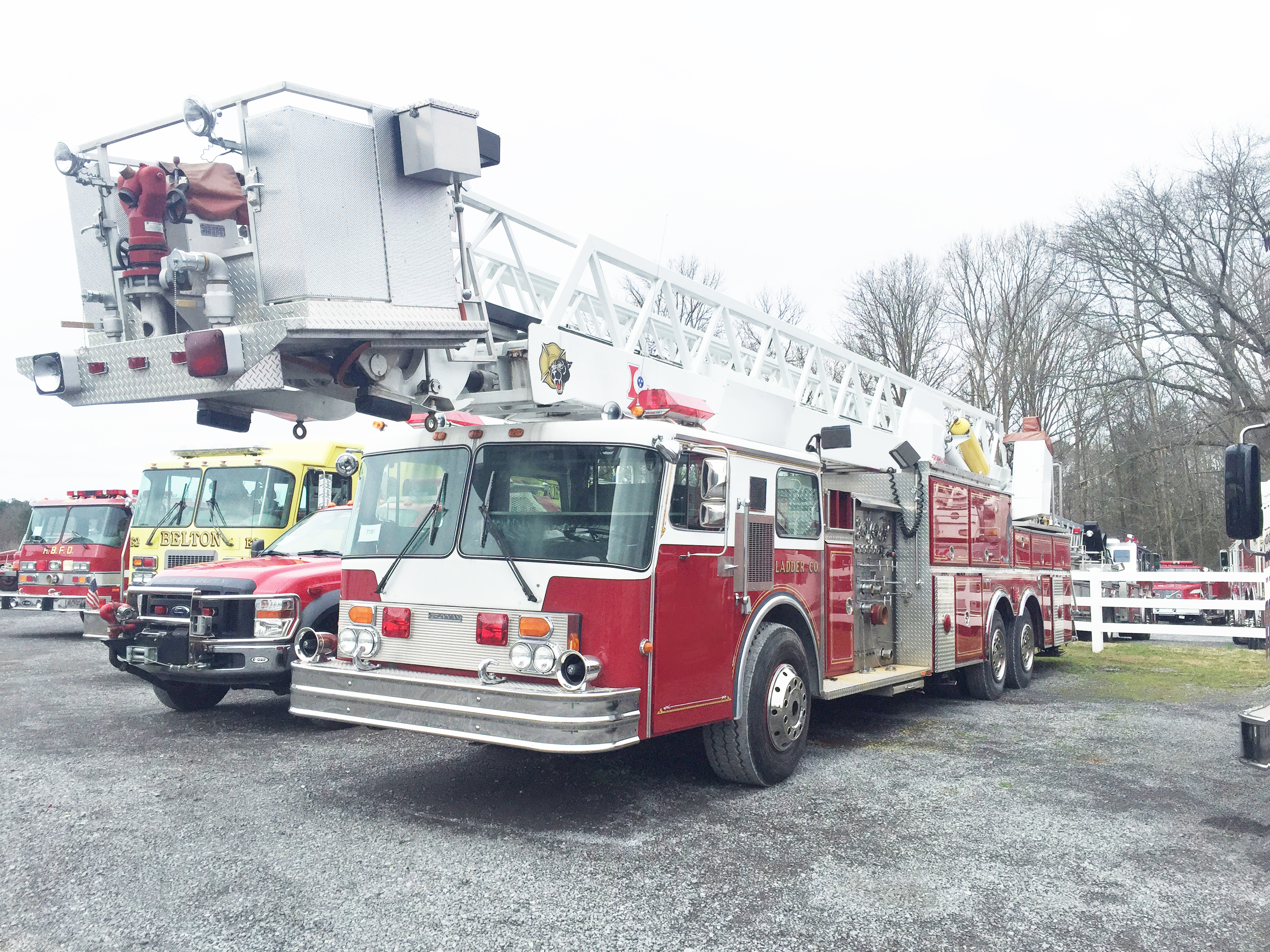 1985 Spartan 102' Grumman Aerial Cat | Used Truck Details