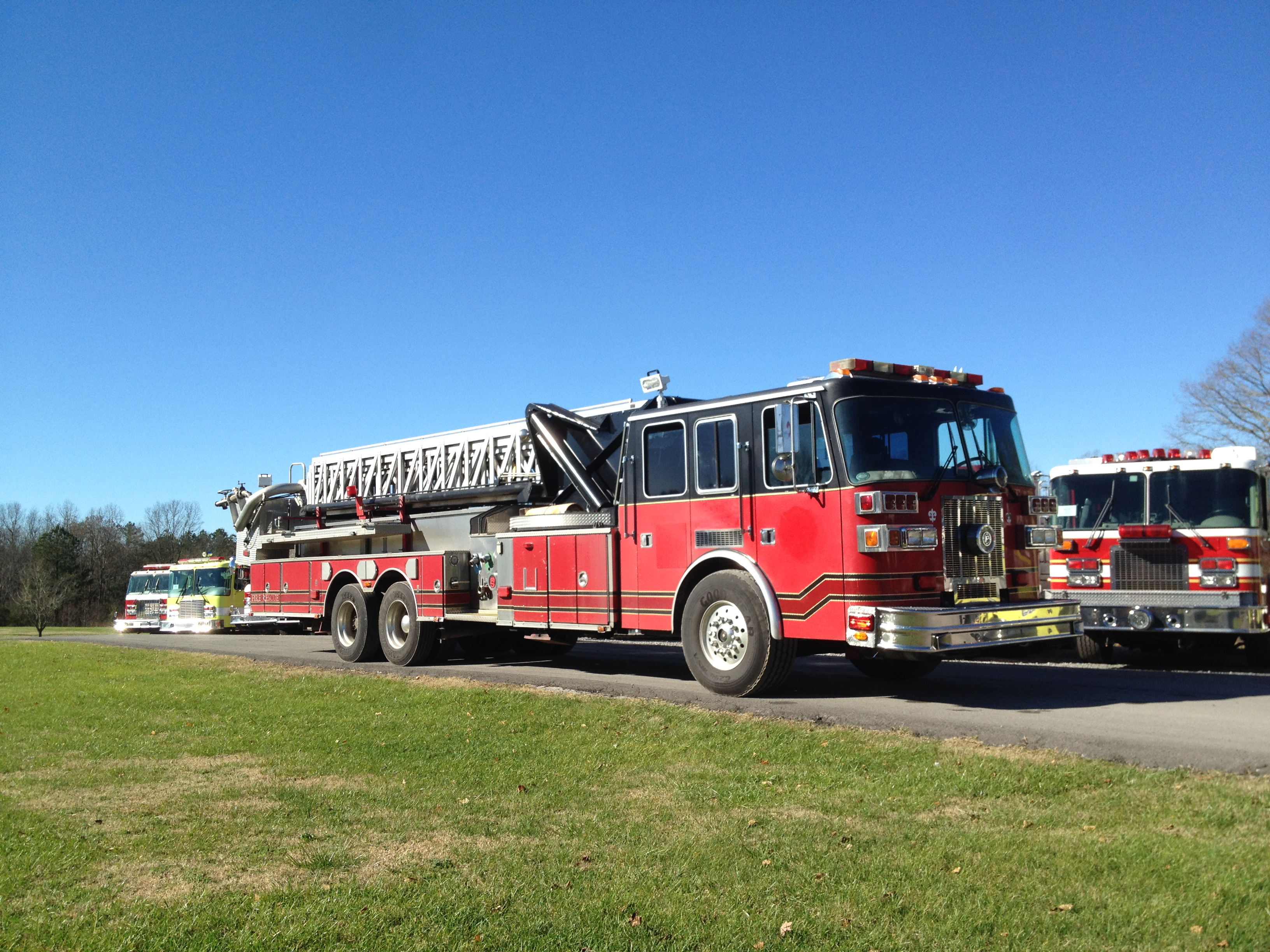 1997 Sutphen 95' Tower | Used Truck Details