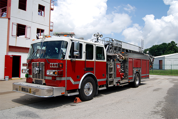 2002 Sutphen SP70 Mid-Mount Mini-Tower | Used Truck Details