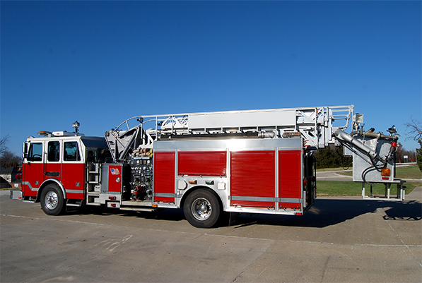 2002 Sutphen SP70 Mid-Mount Mini-Tower | Used Truck Details