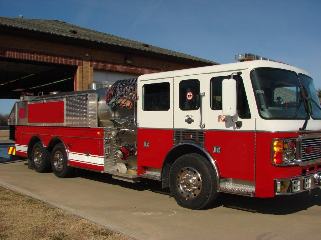 1999 American La France 3500 Gallon Tanker | Used Truck Details