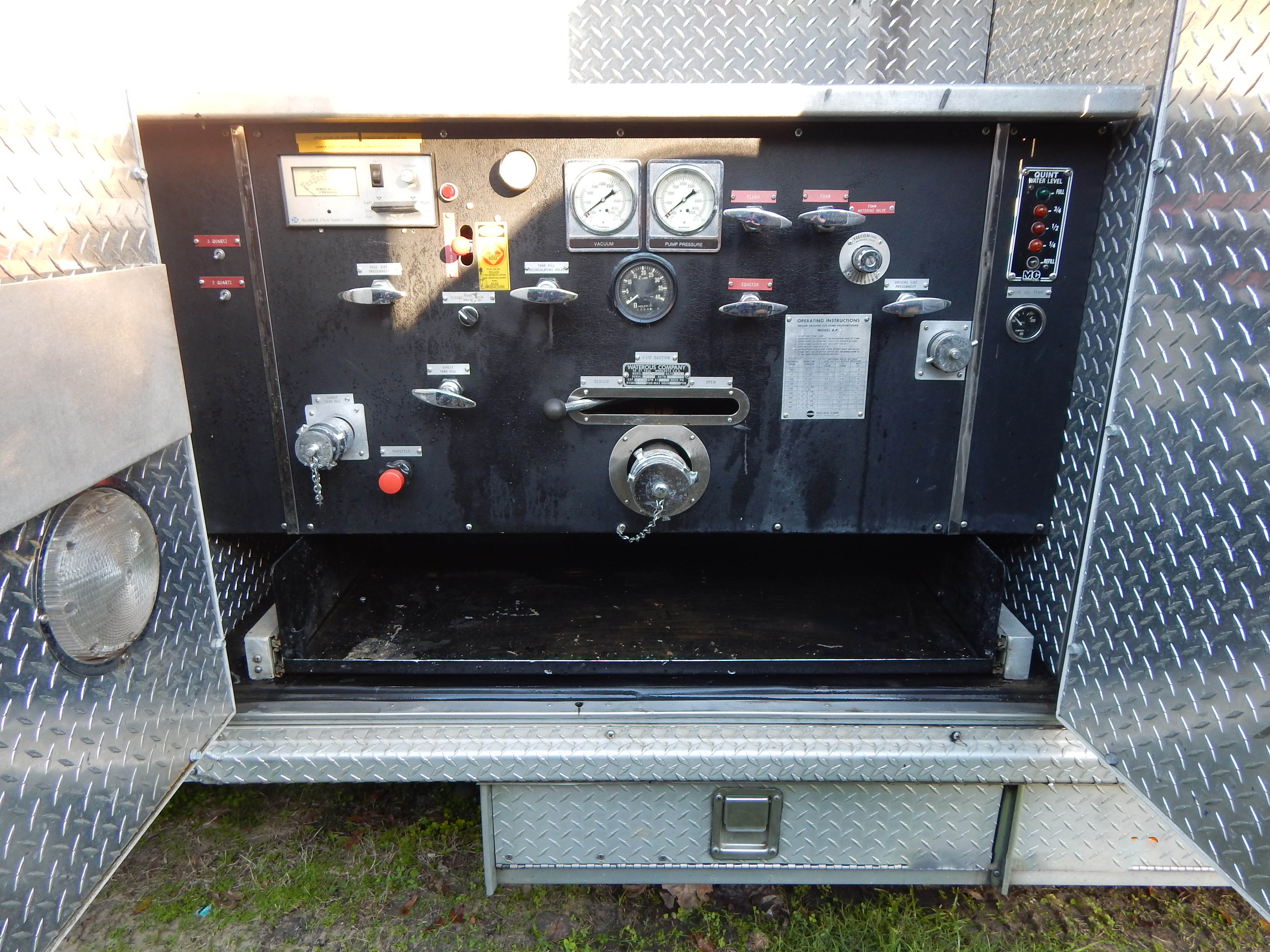 1987 Ranger Pemfab Walk-In Rescue with Pump and Tank | Used Truck Details