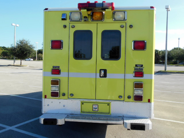 2006 Wheeled Coach International Medical Attack Vehicle | Used Truck ...