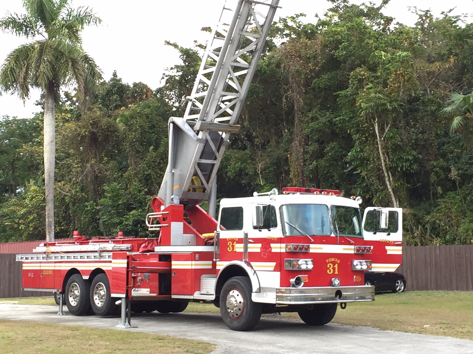 1980 Sutphen 100' Tower | Used Truck Details