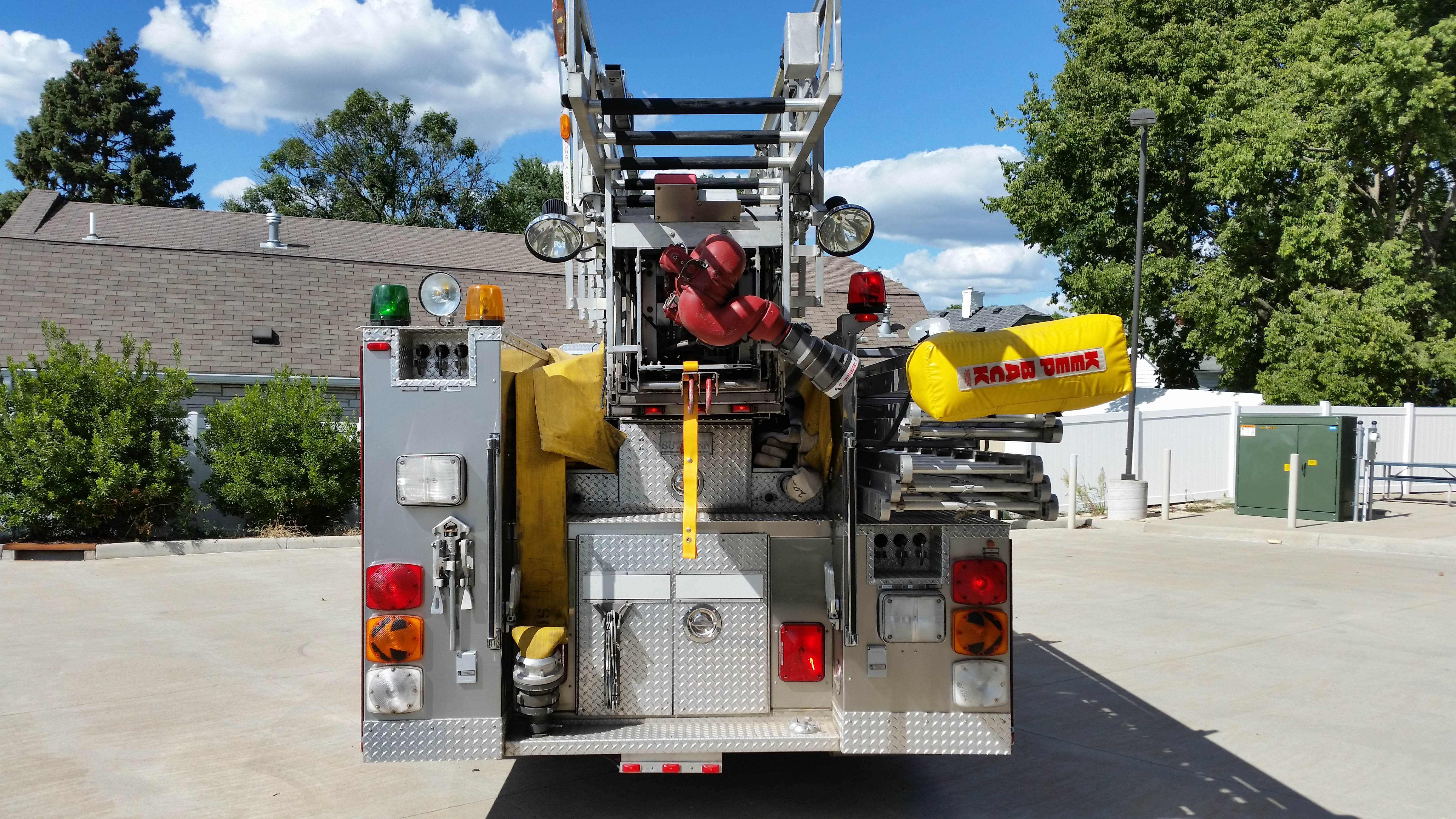 1997 Sutphen 75' Mini-Tower | Used Truck Details