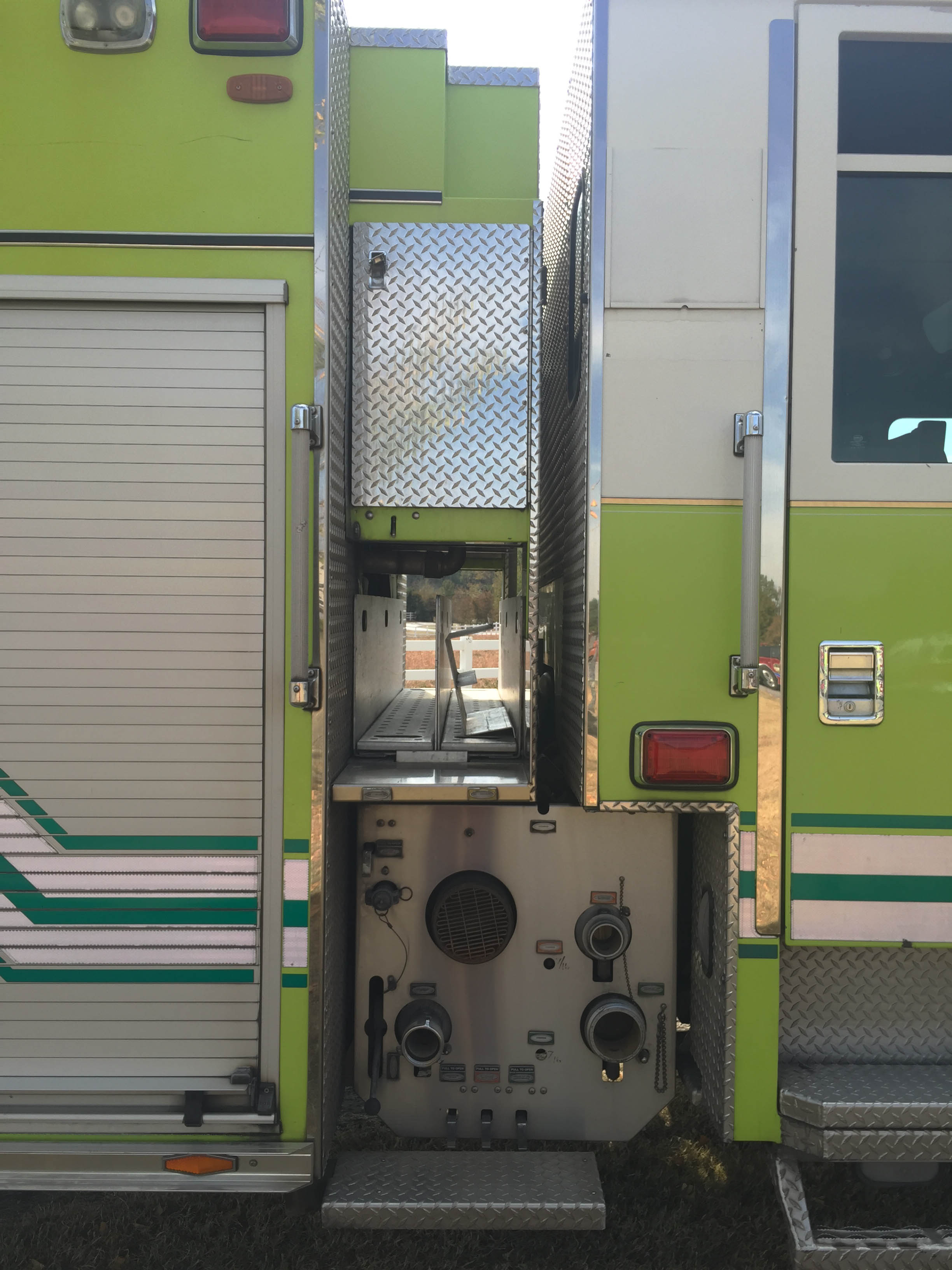 2008 Pierce PUC Pumper - Knox Squad 241 | Used Truck Details