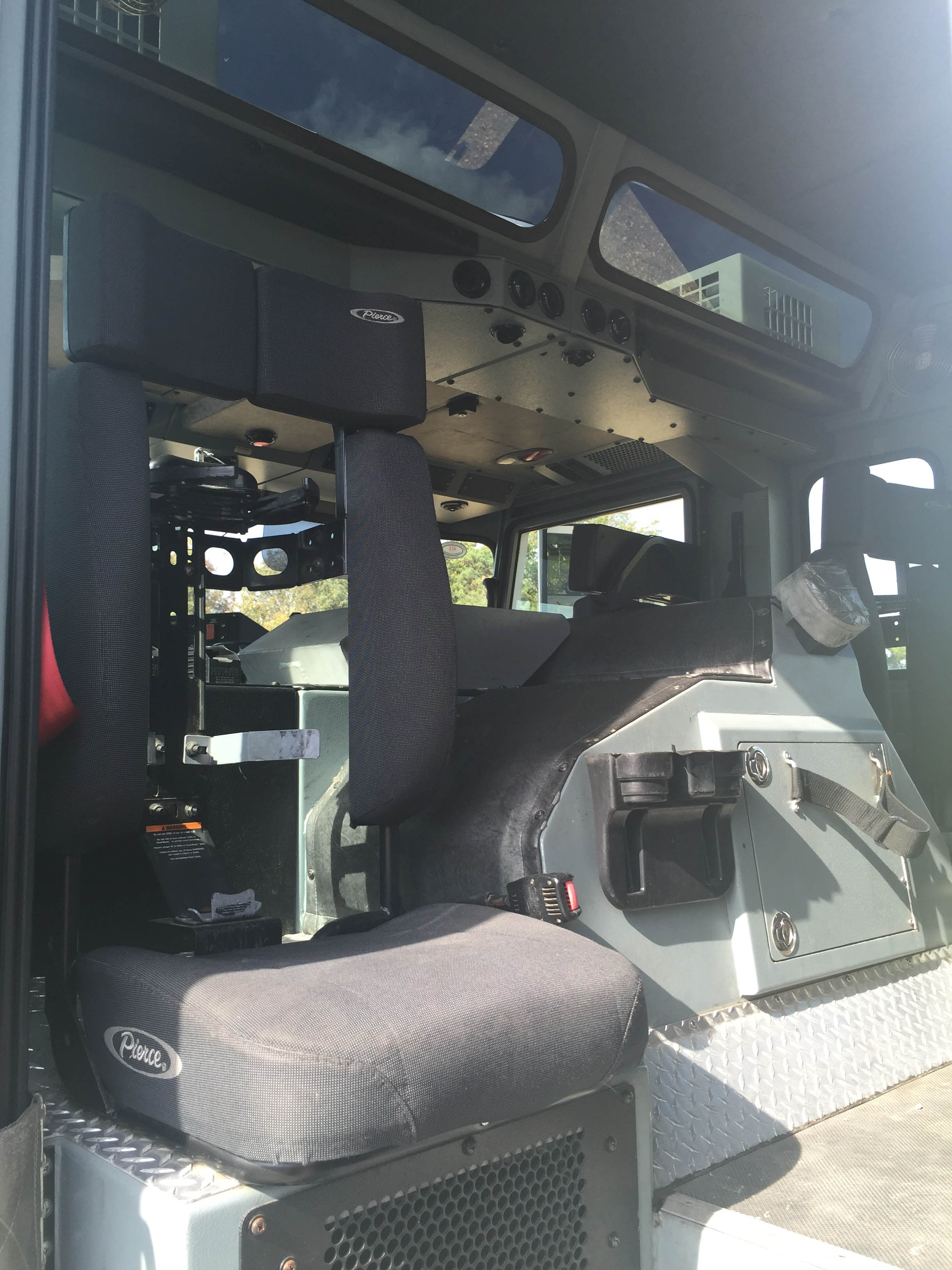 2008 Pierce PUC Pumper - Knox Squad 241 | Used Truck Details