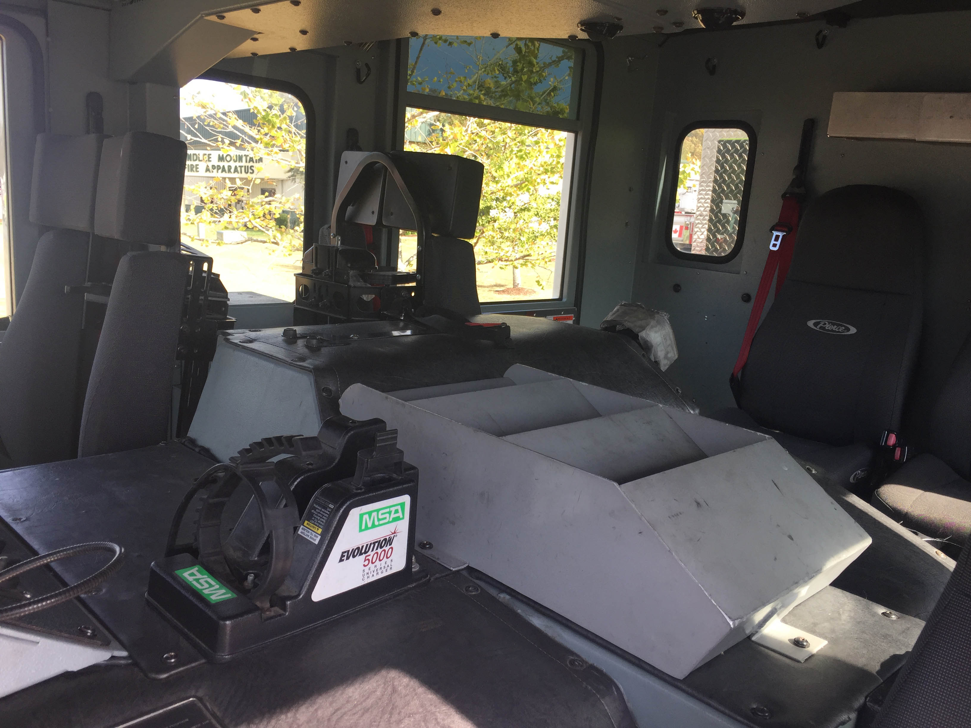 2008 Pierce PUC Pumper - Knox Squad 241 | Used Truck Details