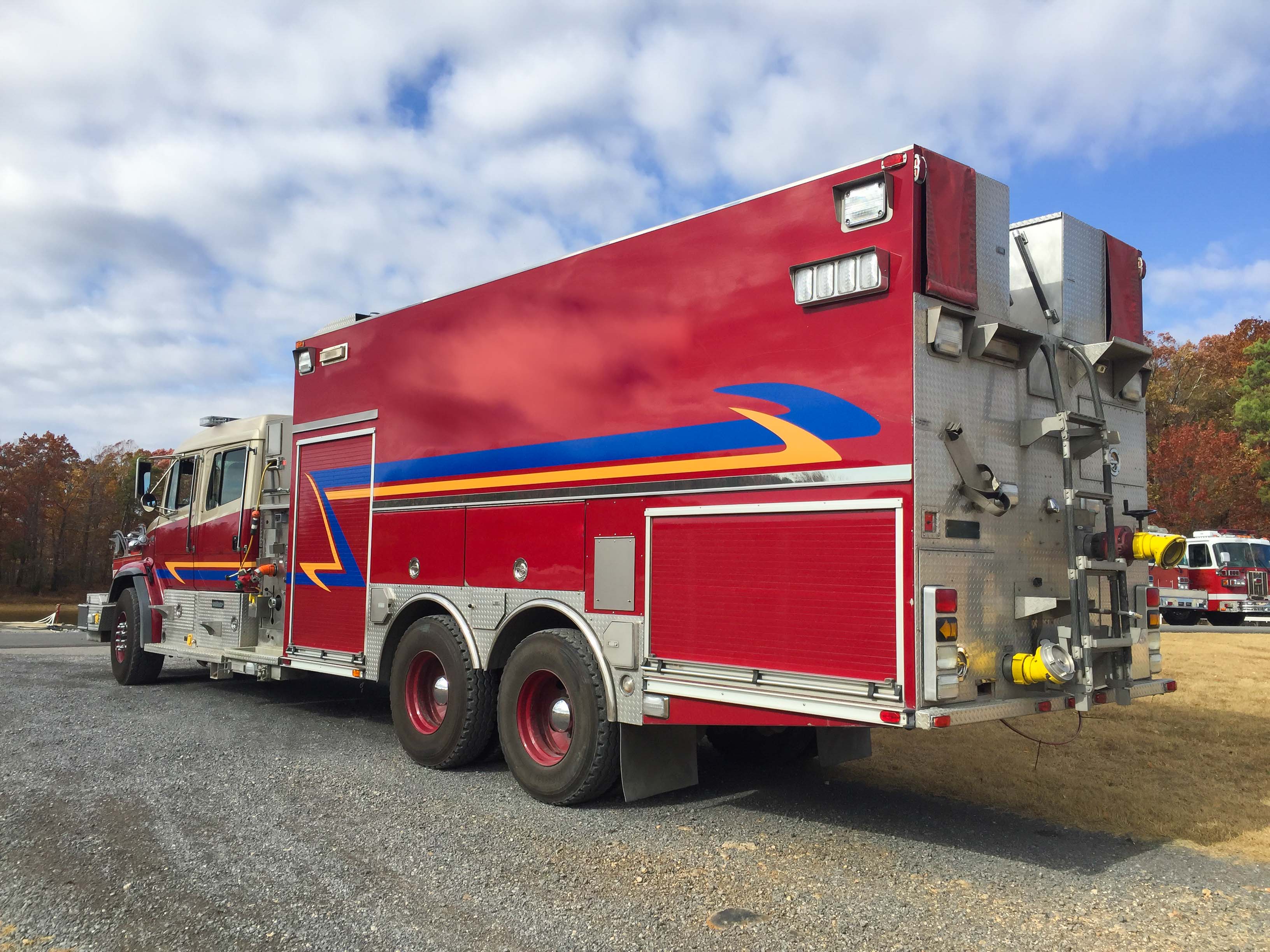 2002 Saulsbury Freightliner Rescue Pumper Tanker | Used Truck Details