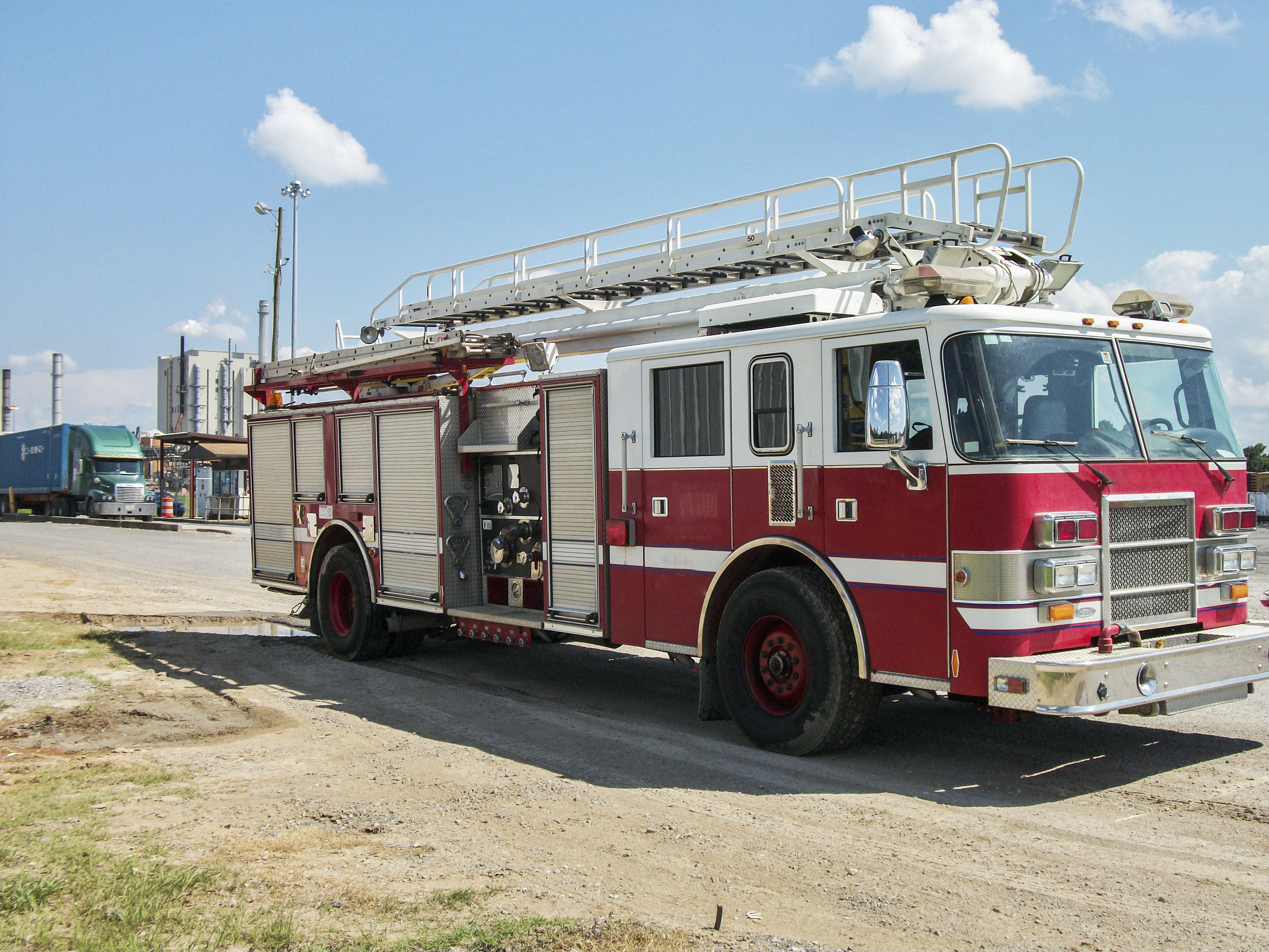 1999 Pierce Dash 50' Telesquirt Aerial | Used Truck Details