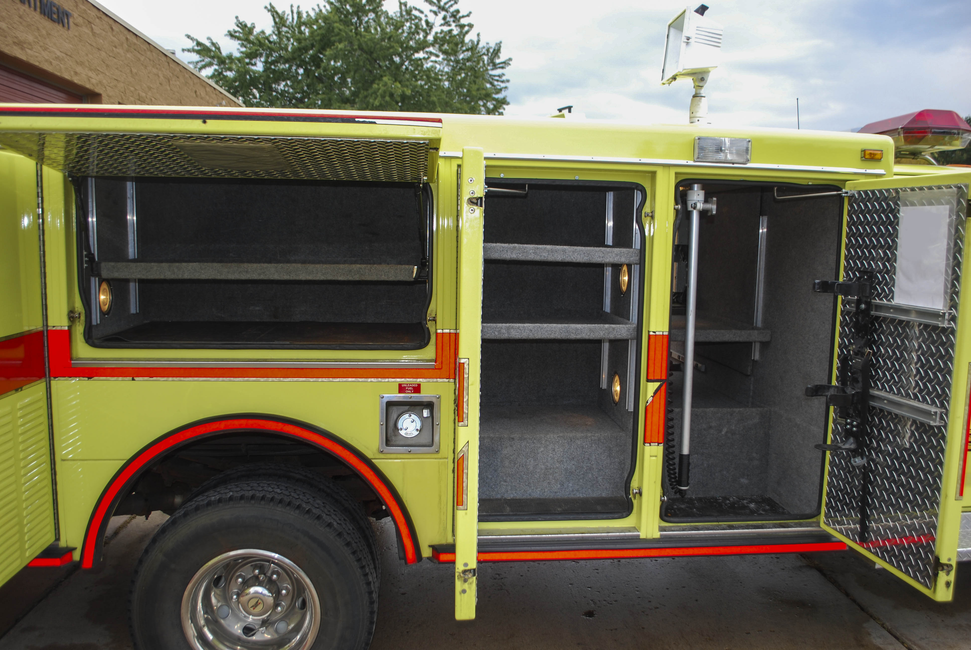 1994 Road Rescue Ford F-350 4X4 Rescue | Used Truck Details