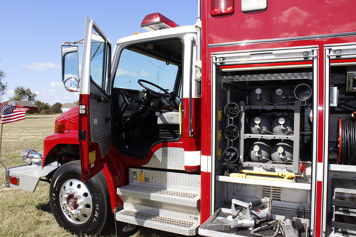 2001 Pierce Freightliner Light & Air Emergency Rescue Unit | Used Truck ...