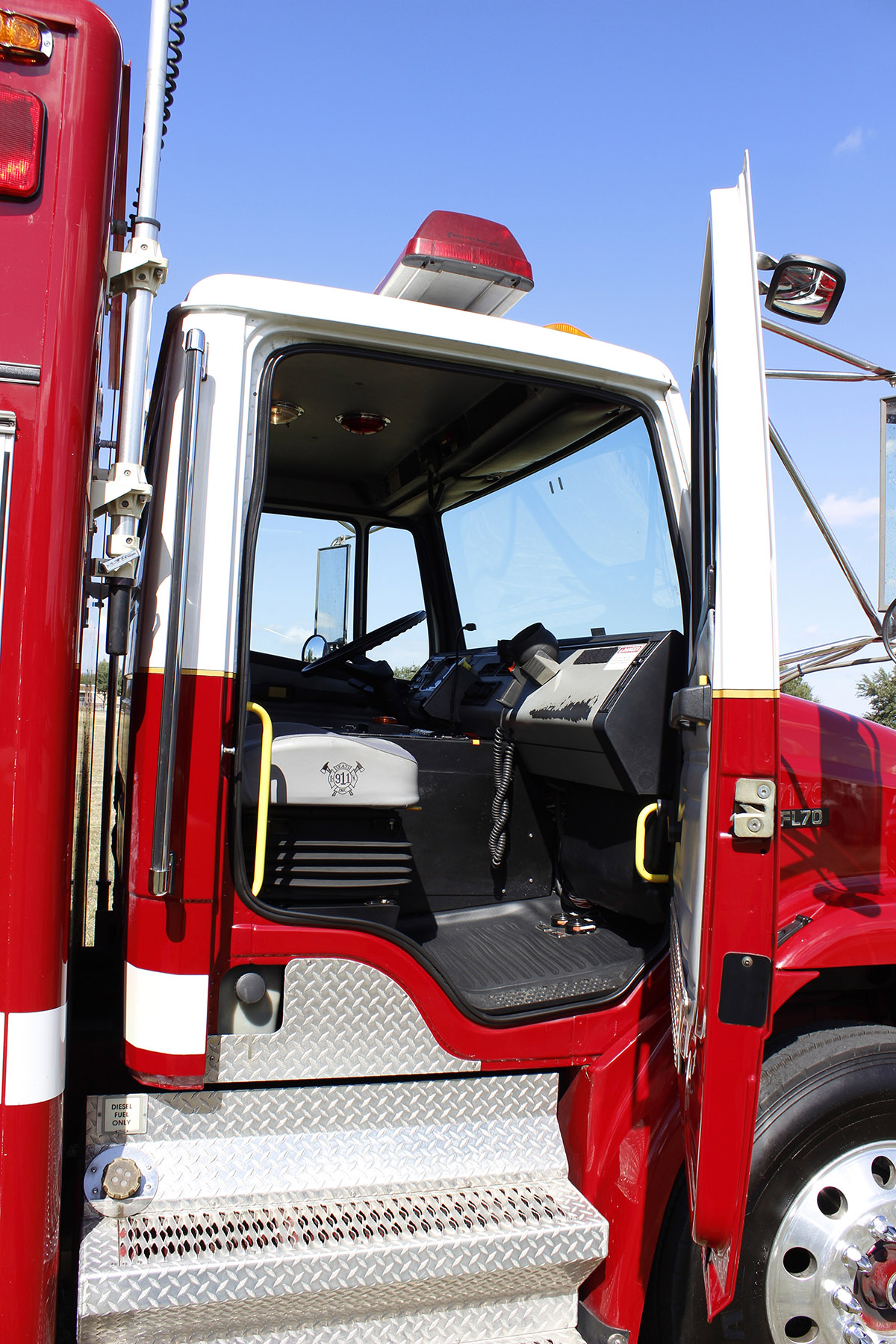 2001 Pierce Freightliner Light & Air Emergency Rescue Unit | Used Truck ...