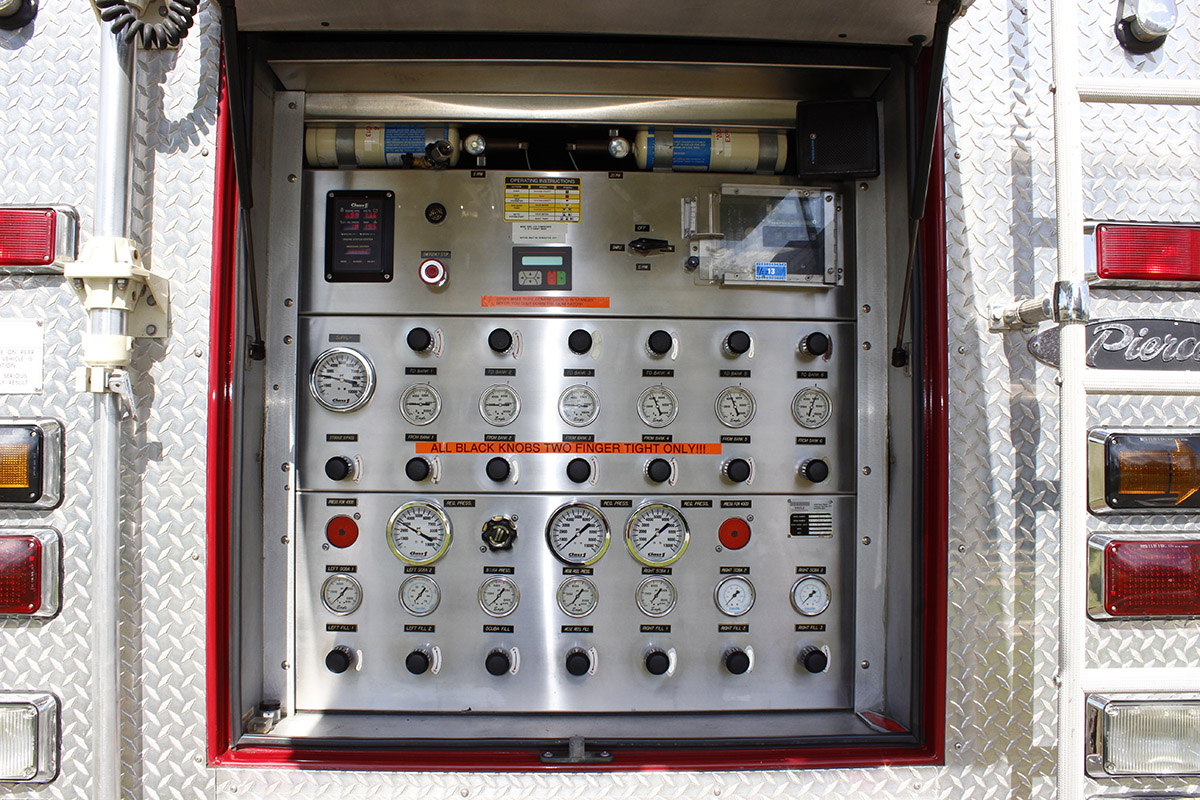 2001 Pierce Freightliner Light & Air Emergency Rescue Unit | Used Truck ...