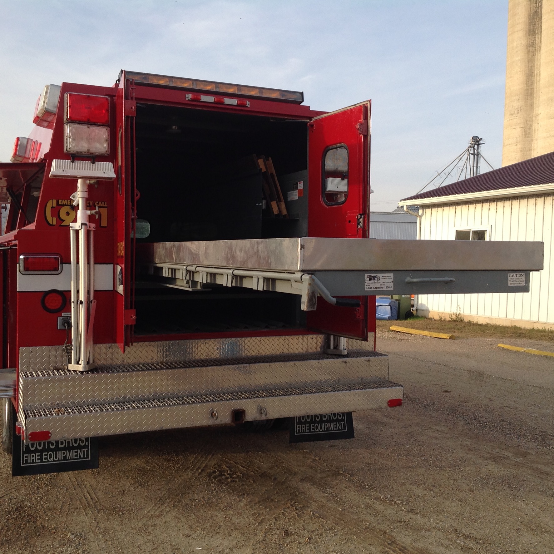 2006 Fouts Brothers Ford F-350 Light Rescue | Used Truck Details