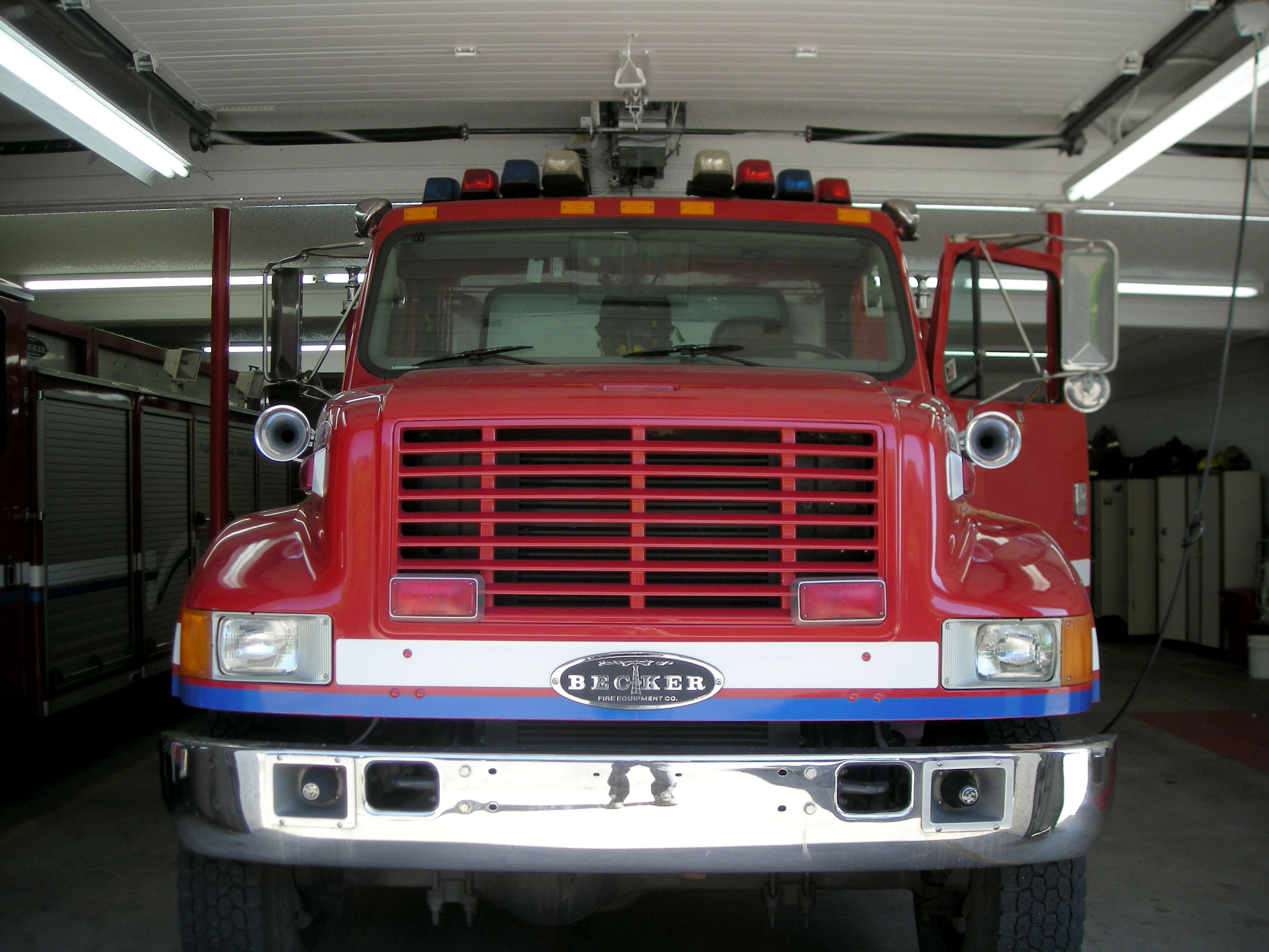 1996 Becker International 4X4 Pumper | Used Truck Details