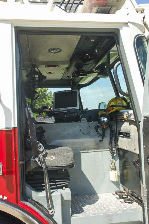 1999 Pierce Dash 100' Platform | Used Truck Details